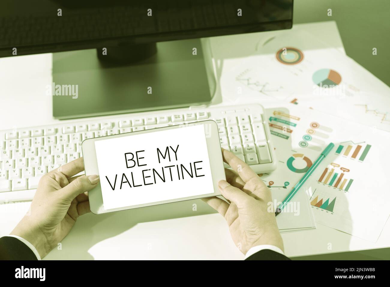 Text showing inspiration Be My Valentine. Business idea Proposal to go ...