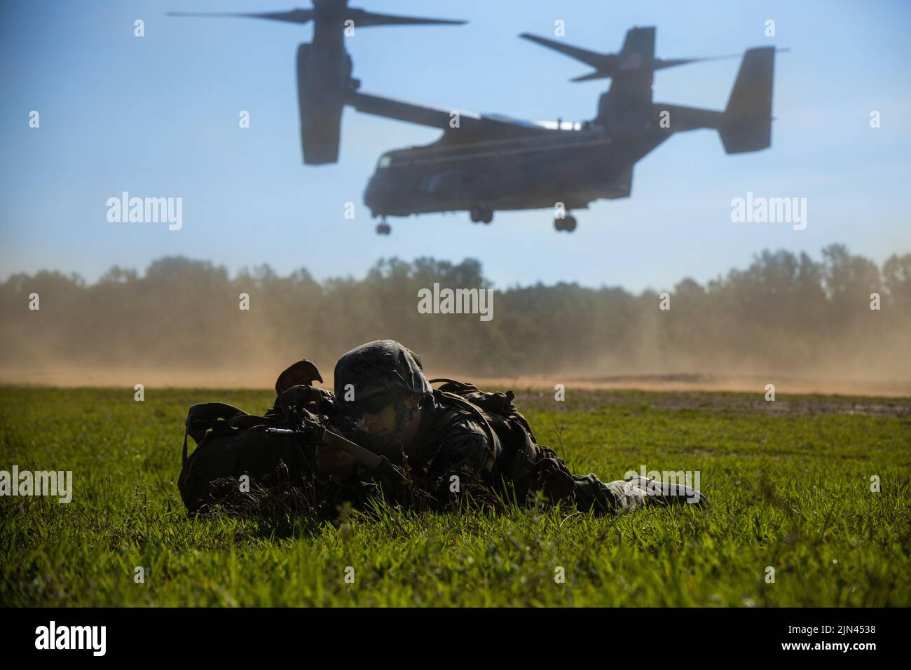 Marines with Guard Company, Marine Barracks Washington, post security ...