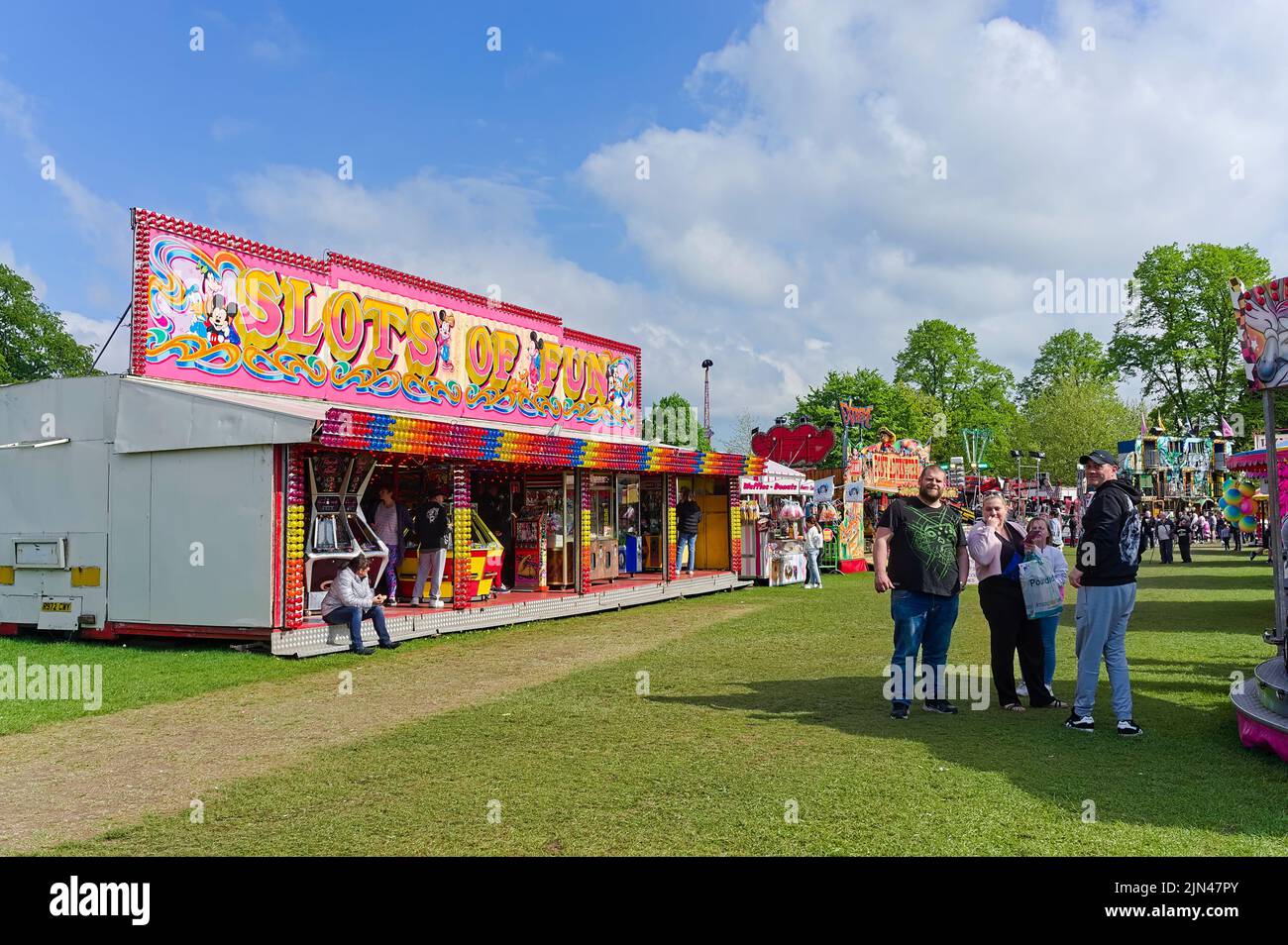 Sunny fair hi-res stock photography and images - Alamy