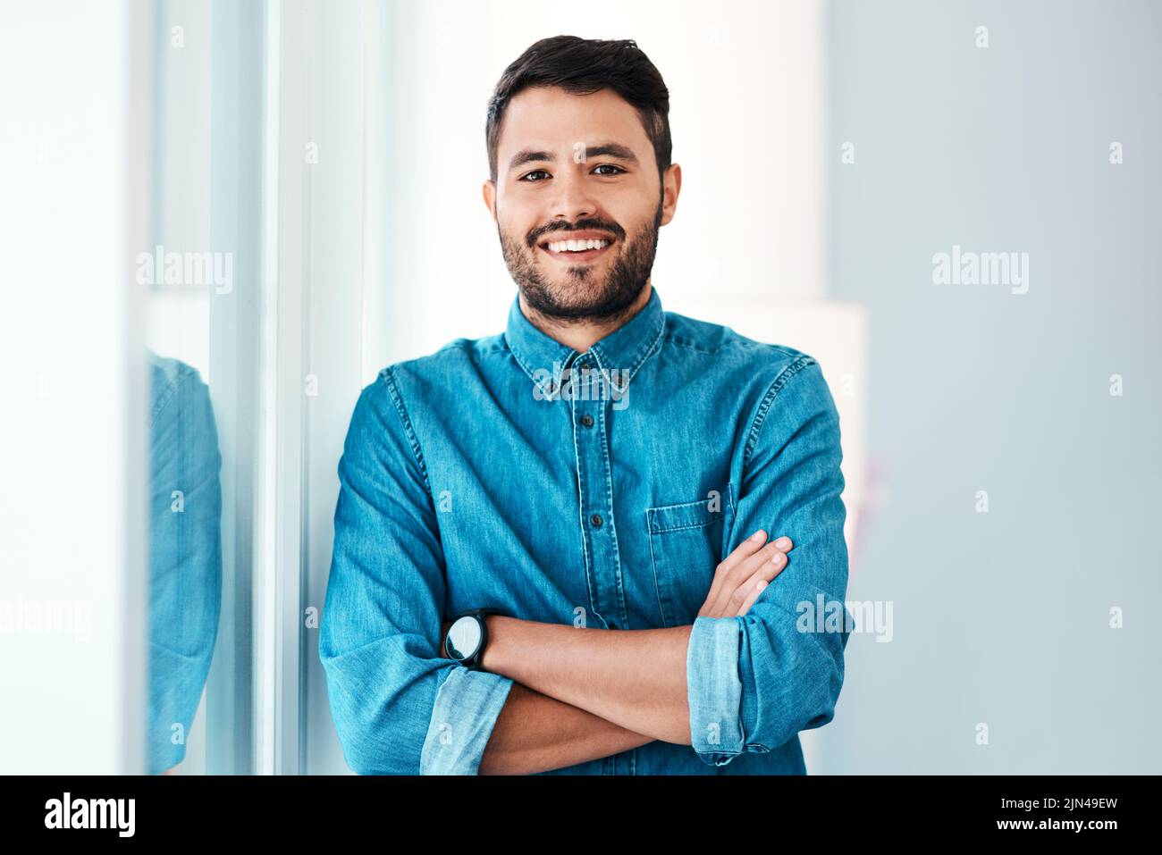Man standing still arms hi-res stock photography and images - Alamy