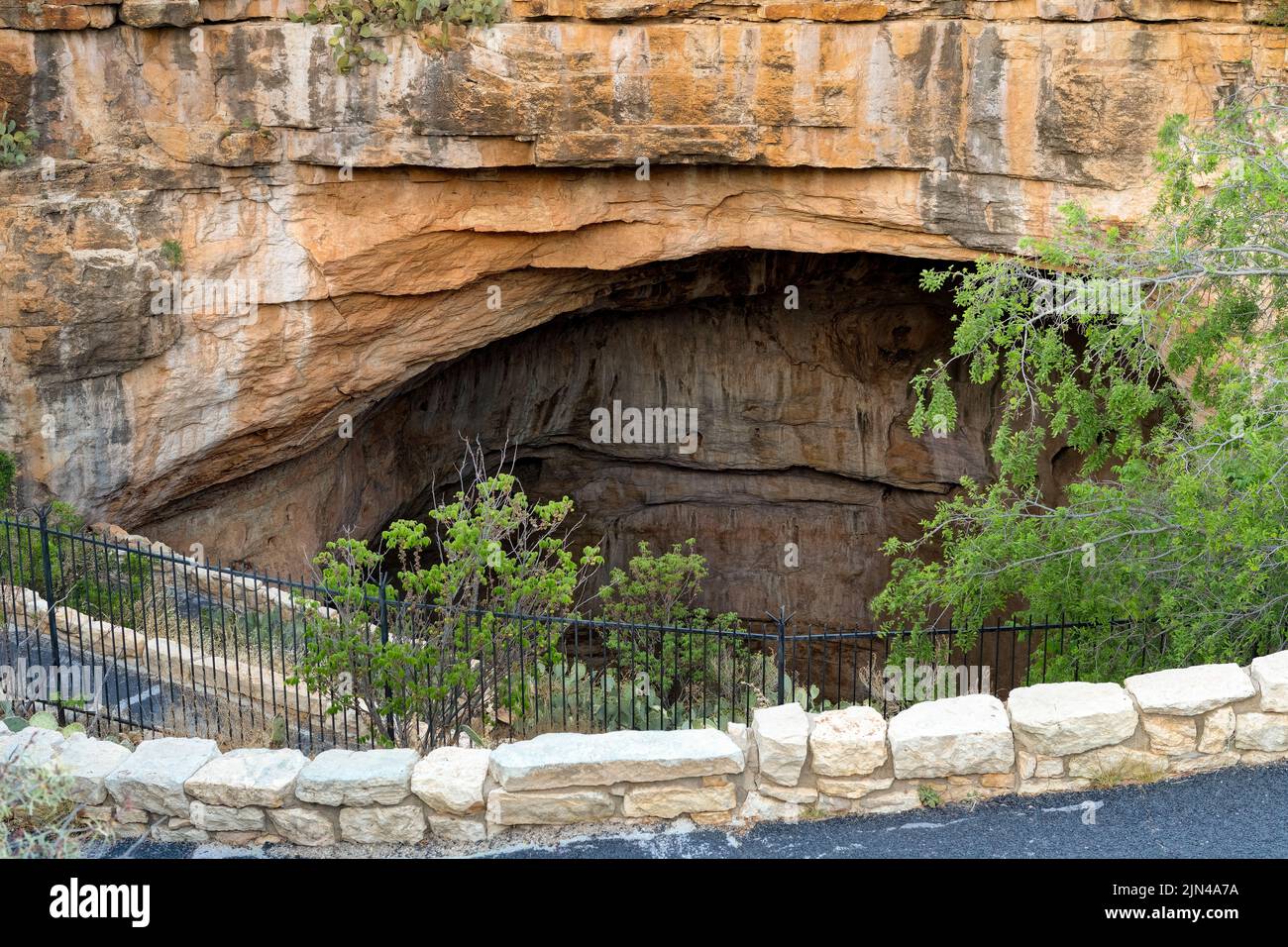 Natural Entrance to Carlsbad Caverns, New Mexico, USA Stock Photo - Alamy