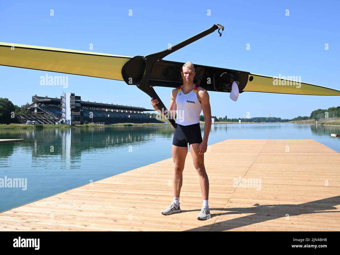 PRODUCTION - 27 June 2022, Bavaria, Oberschleißheim: World and European ...