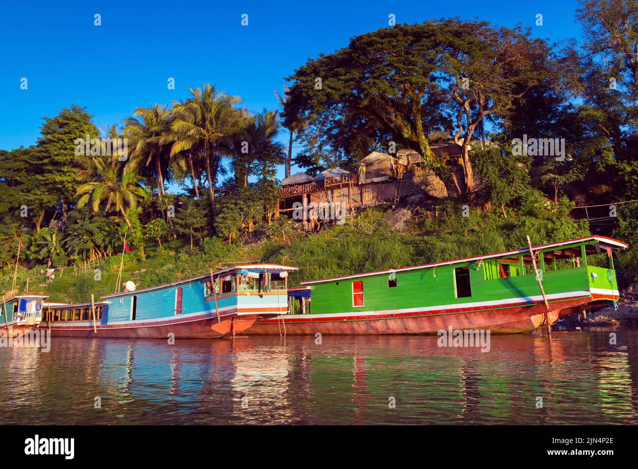 Houseboats on the Mekong river, Luang Prabang, Laos Stock Photo - Alamy