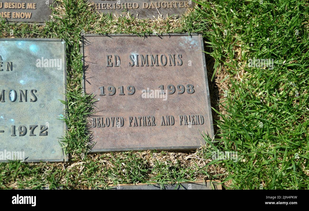 Los Angeles, California, USA 1st August 2022 Screenwriter Ed Simmons ...