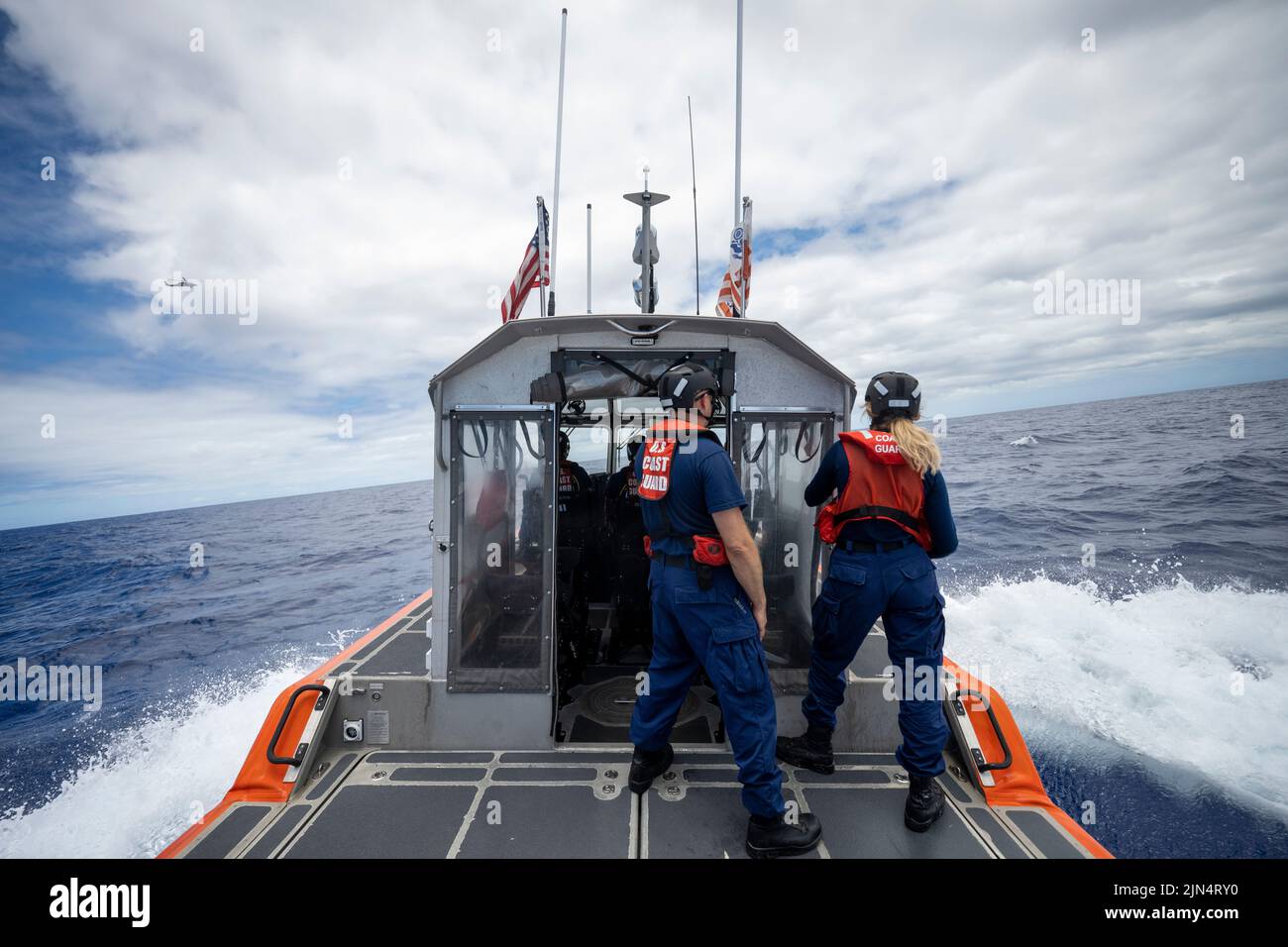 July 15, 2022 - Pacific Ocean - A U.S. Navy MH-60R Seahawk helicopter ...