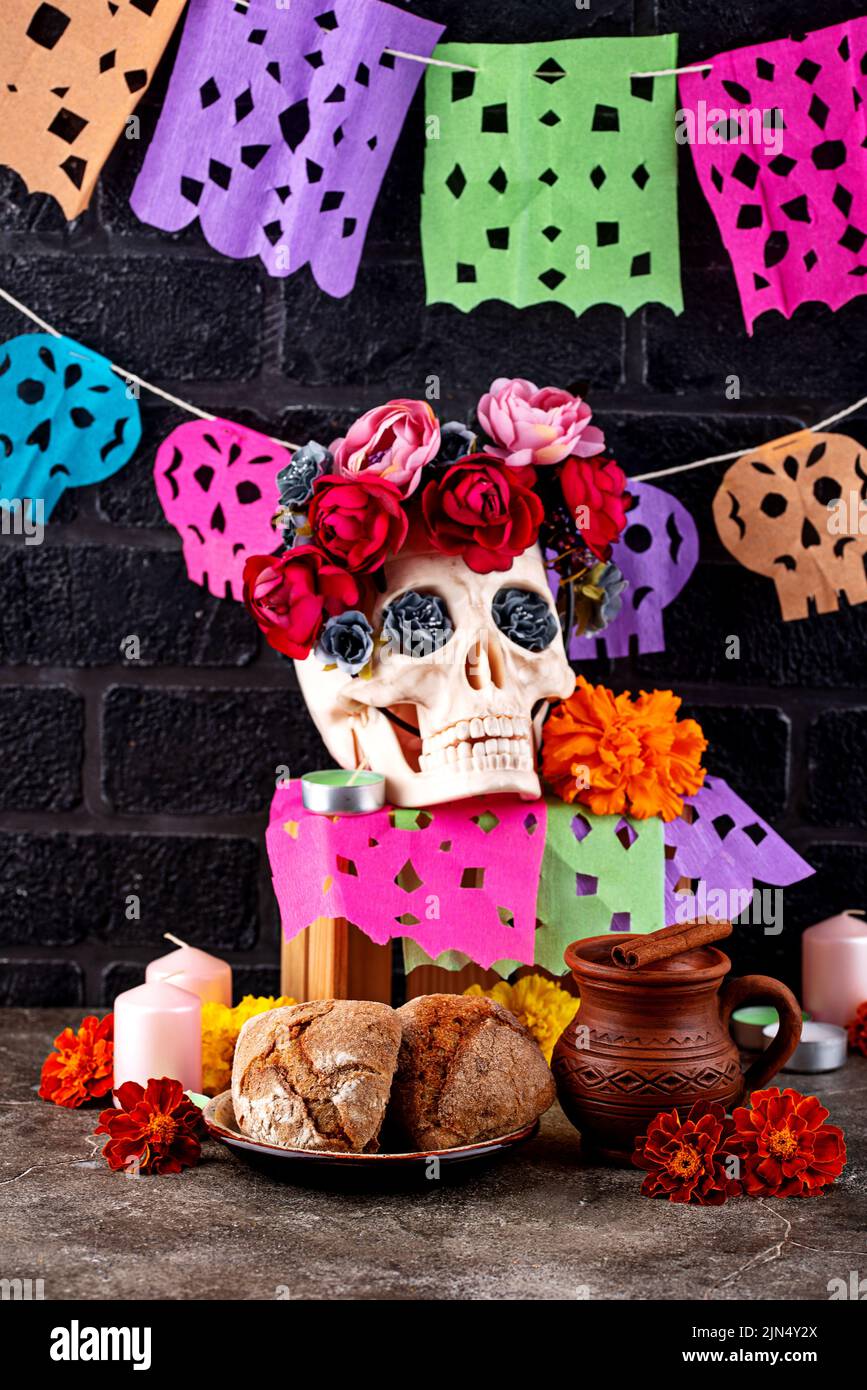 Traditional Day of the dead food Stock Photo - Alamy