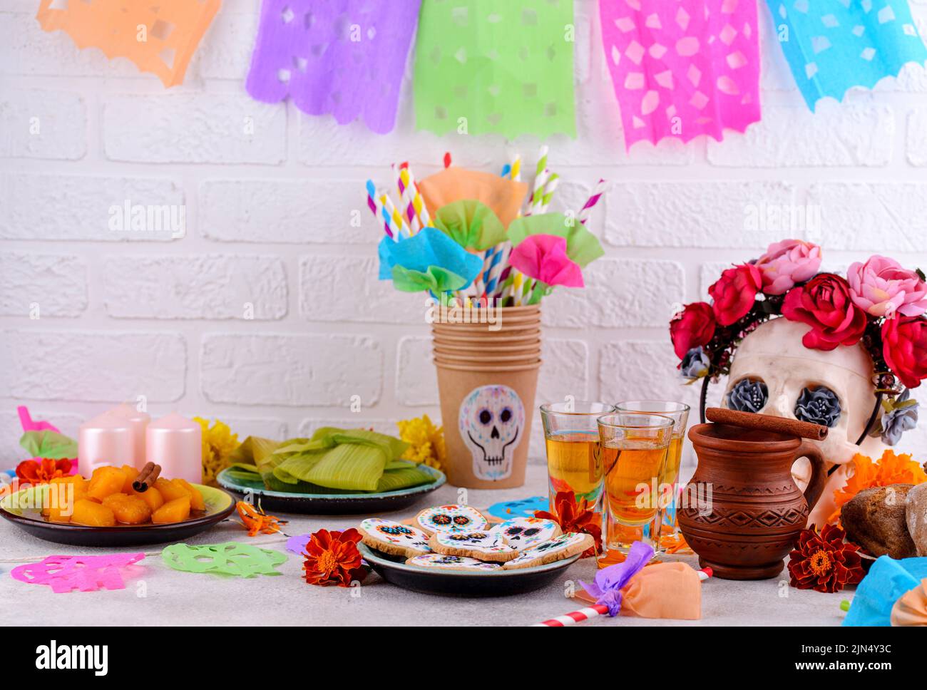 Traditional Day of the dead food Stock Photo - Alamy
