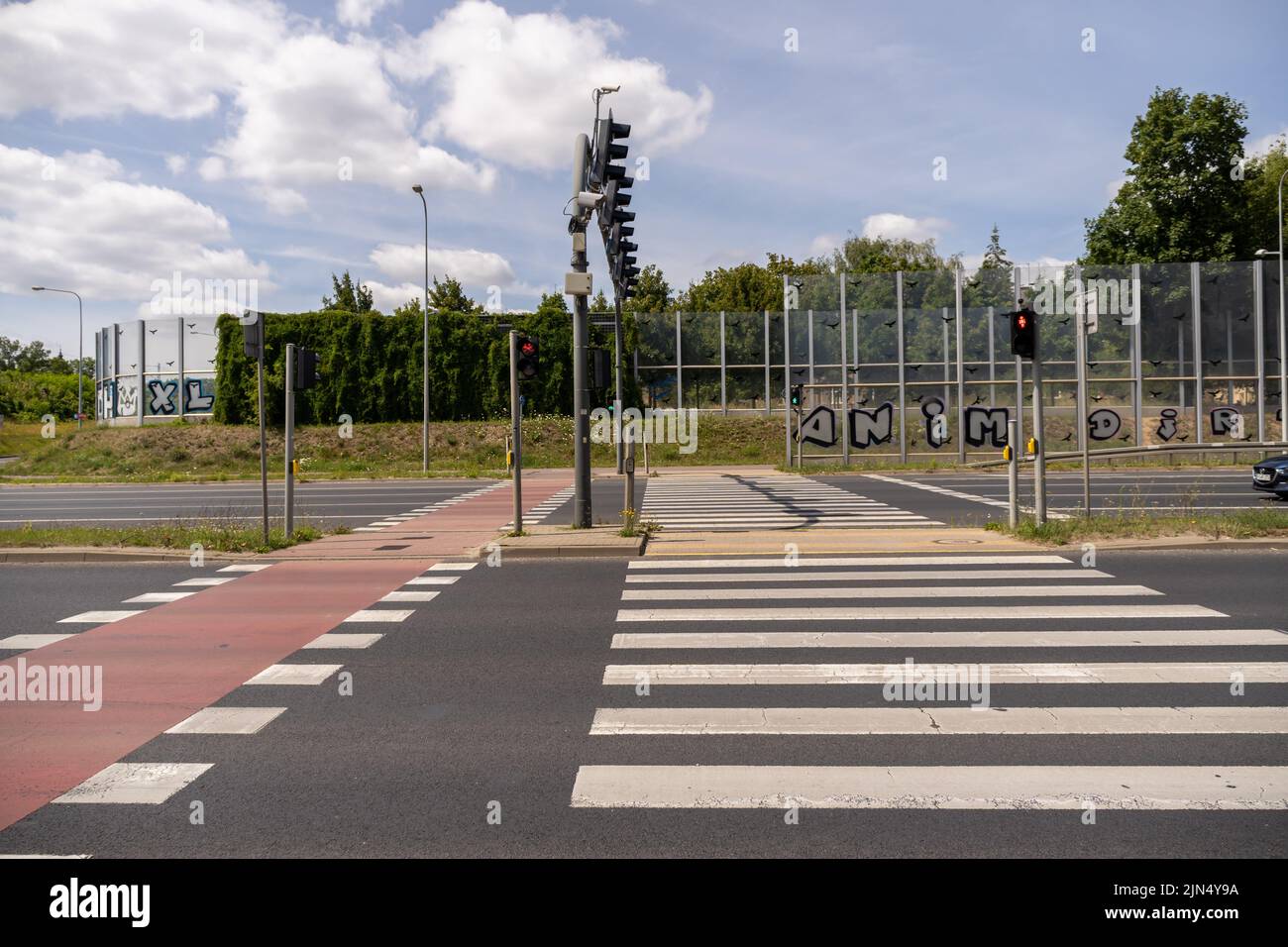 Zebra crossing traffic lights hi-res stock photography and images - Alamy