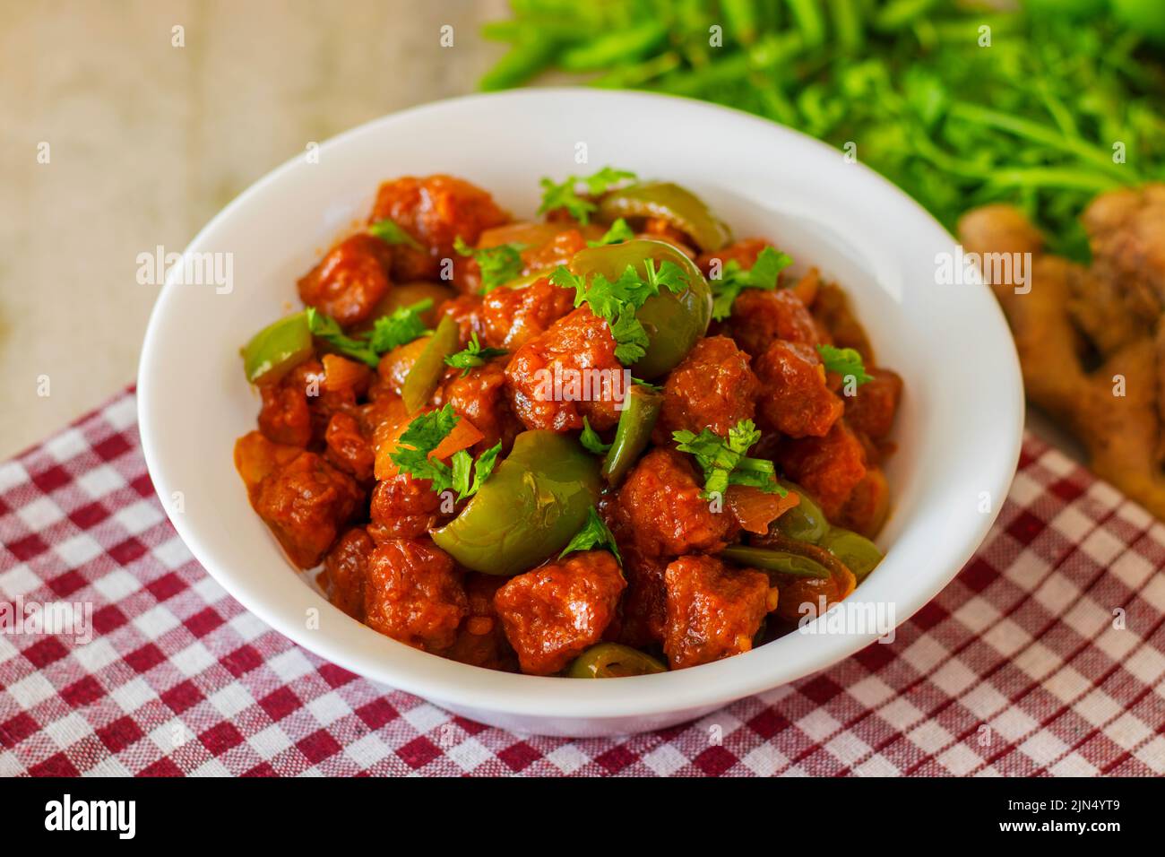 Chicken chunks hi-res stock photography and images - Alamy