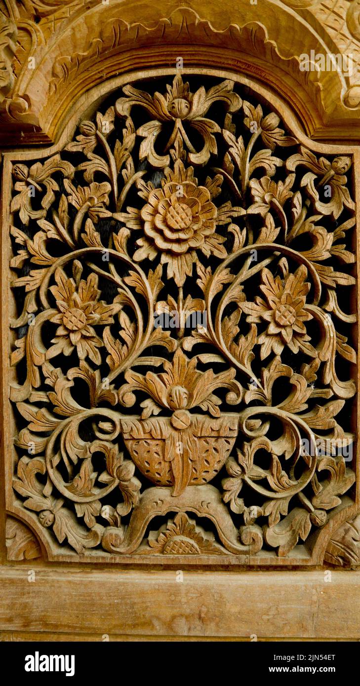 wood carving, floral pattern carved on wooden background. gebyok Stock ...