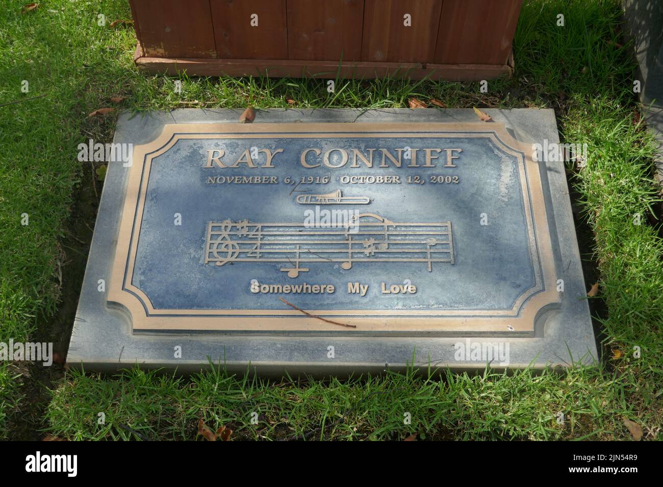 Los Angeles, California, USA 1st August 2022 Singer Ray Conniff's Grave ...