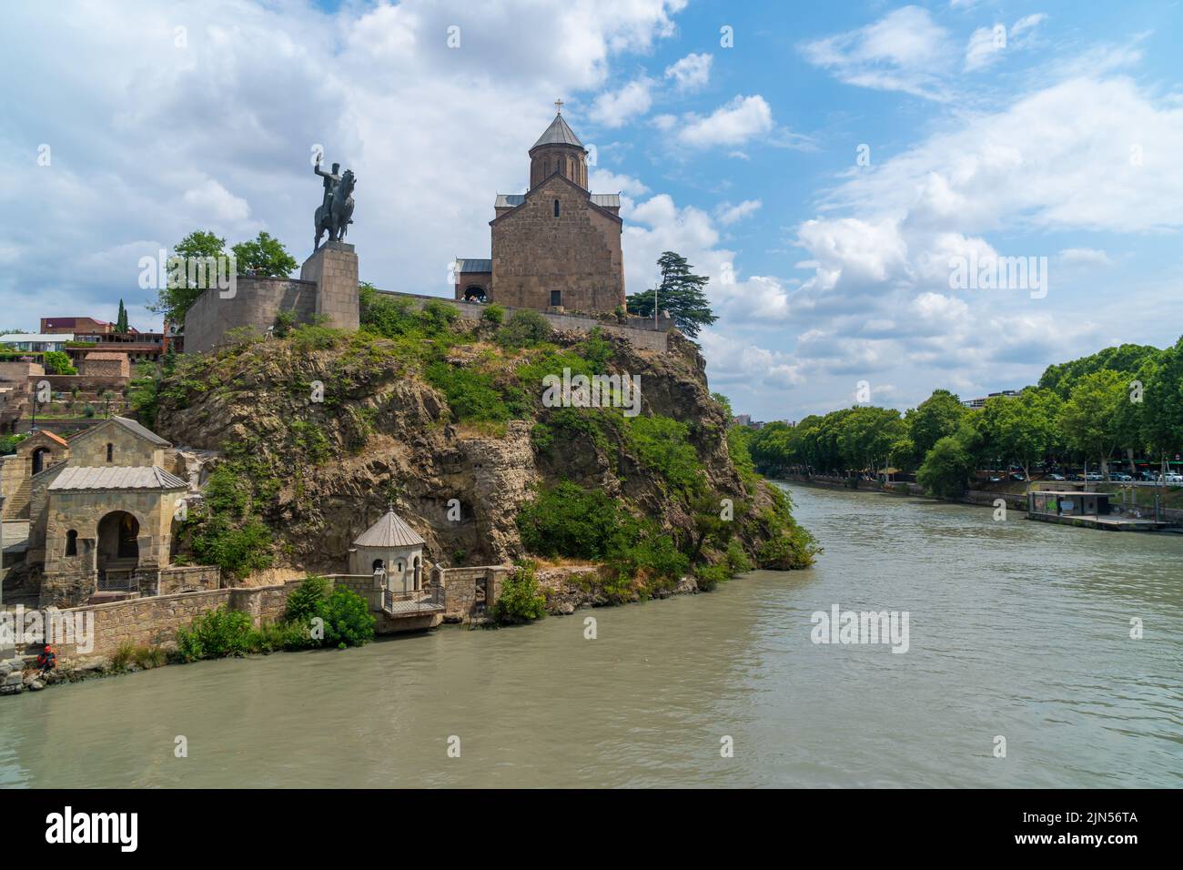 Tbilisi, Georgia - 09 August, 2022: Metekhi Church and Monument of King ...