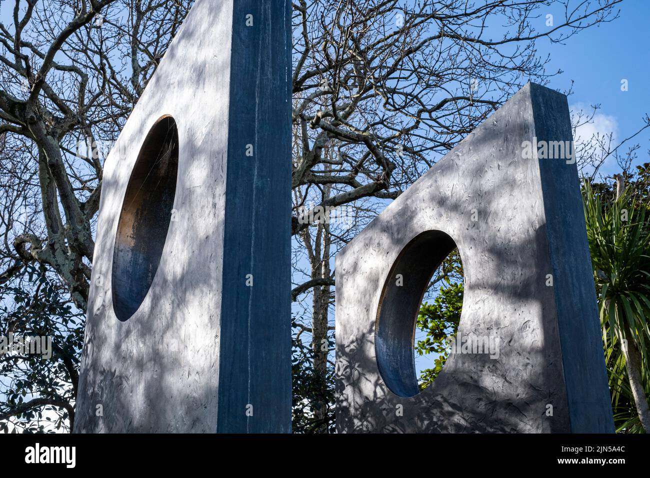 The Barbara Hepworth Museum and Sculpture Garden in St Ives, Cornwall ...