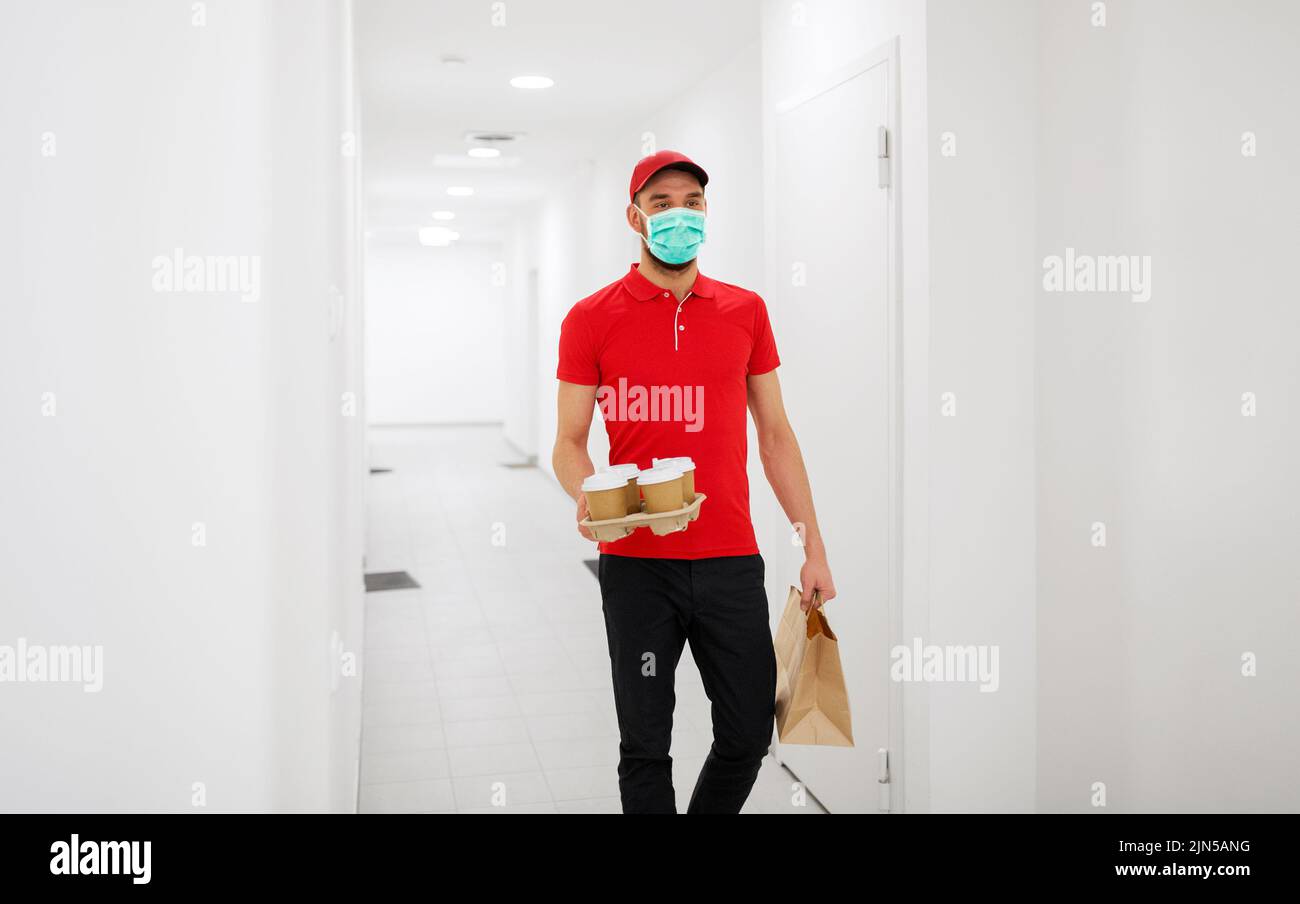 Delivery man with mask hi-res stock photography and images - Alamy