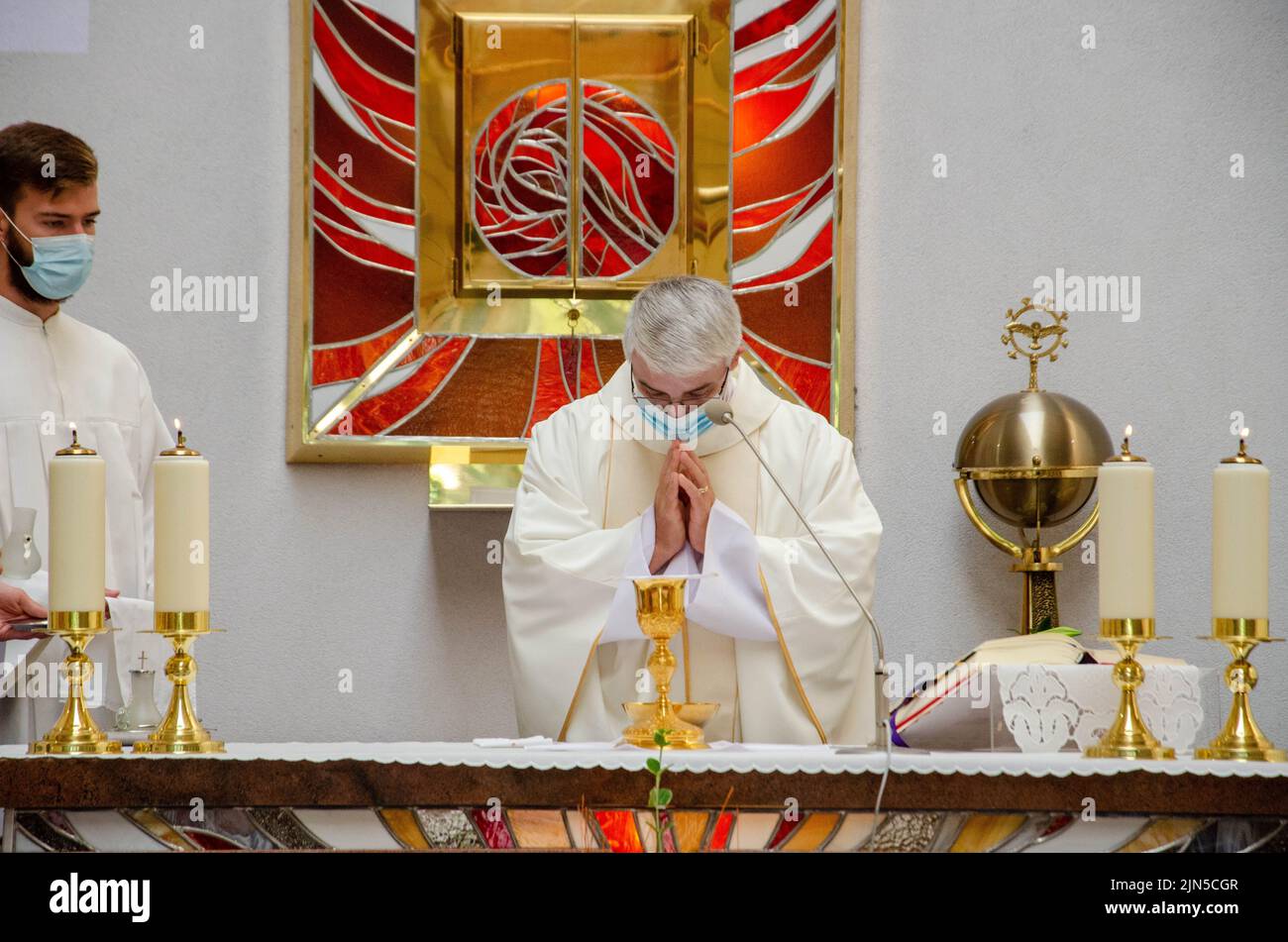 A view of the priest during mass Stock Photo - Alamy