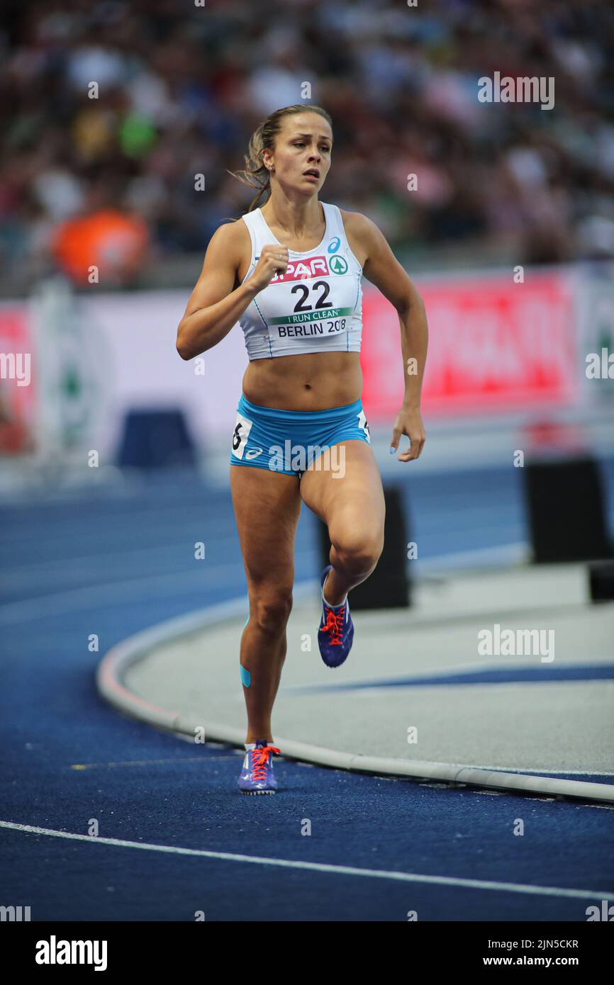 Maria Huntington participating in the 800 meters in the Heptathlon at ...
