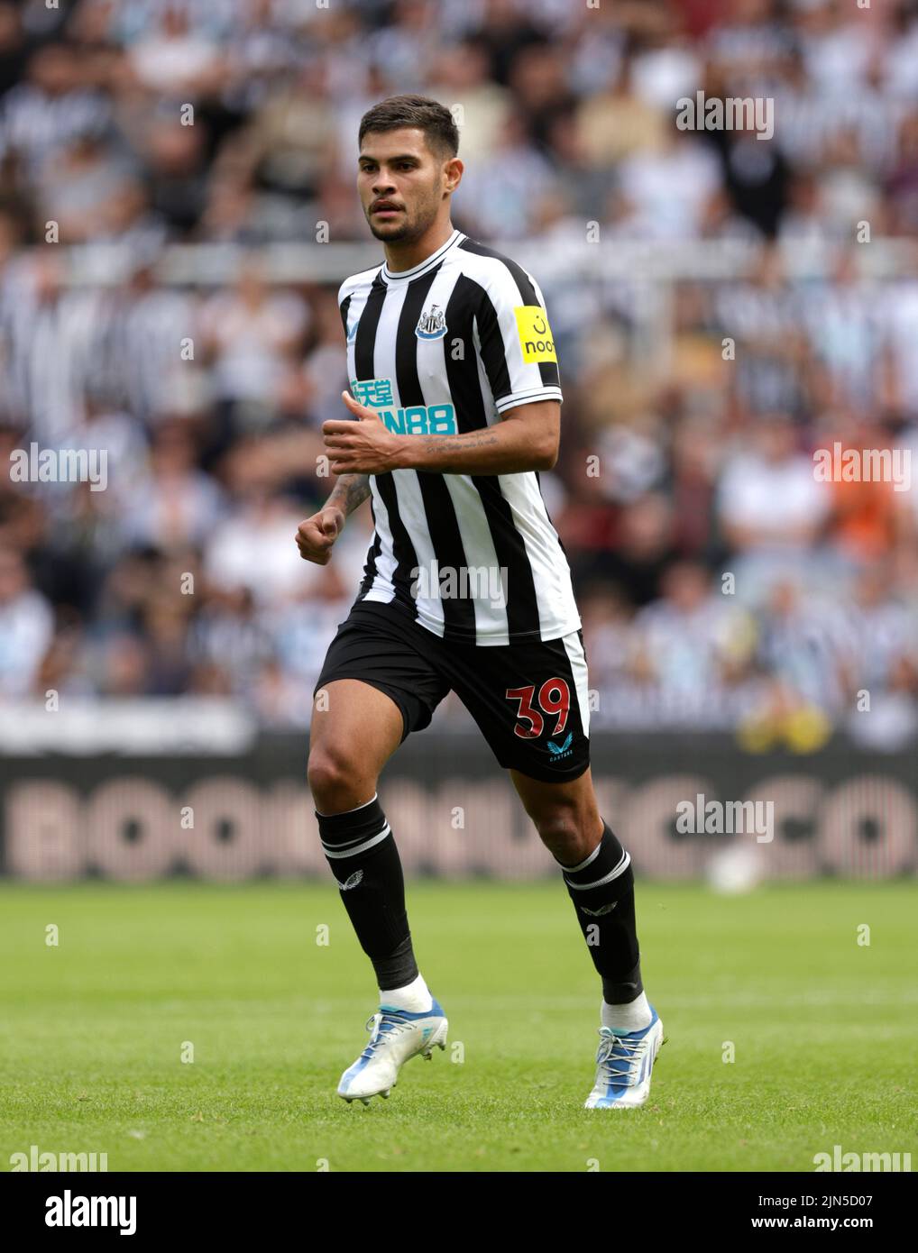 Newcastle bruno guimaraes august 2022 hi-res stock photography and ... Newcastle bruno guimaraes august 2022 hi-res stock photography and ...