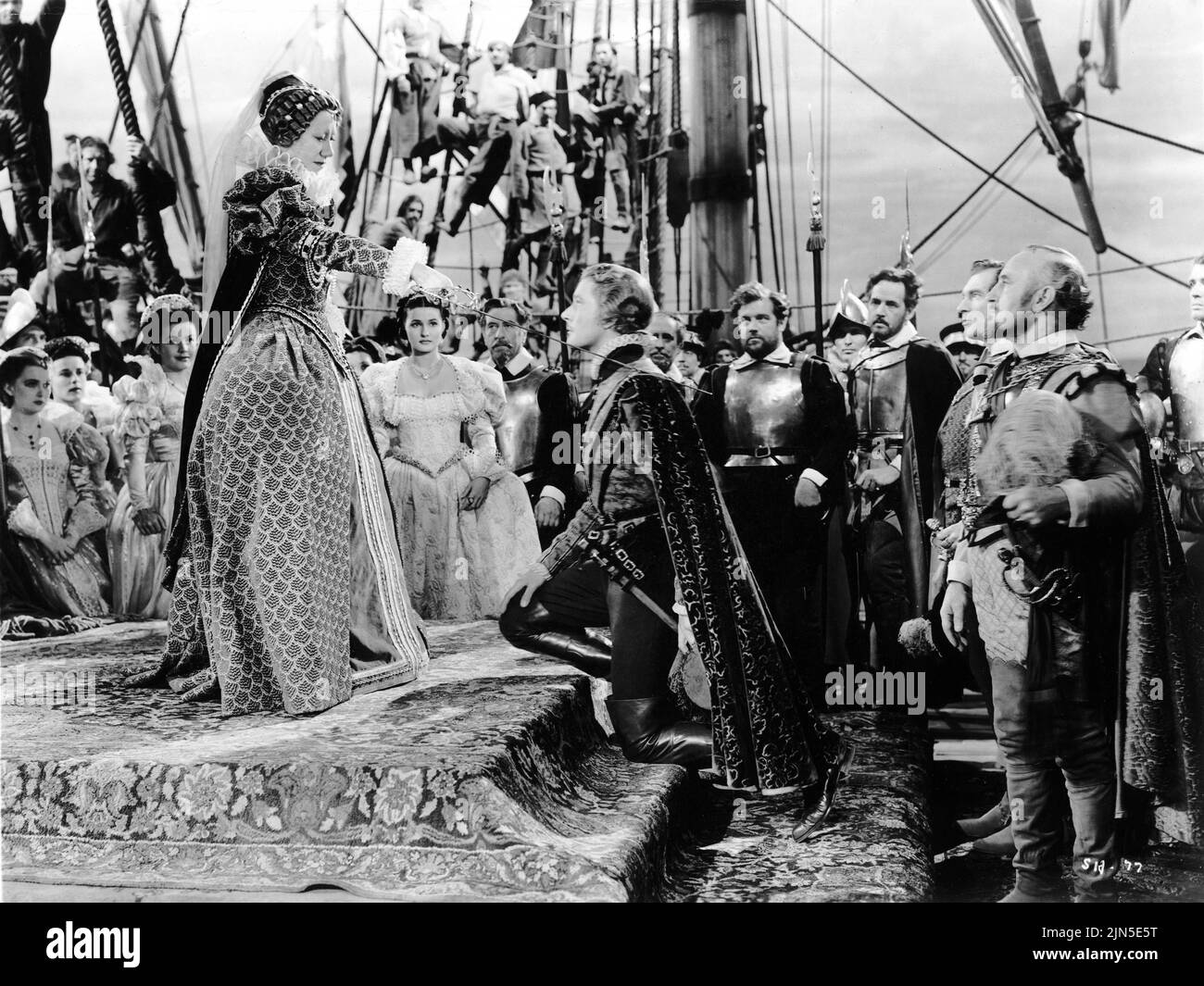 FLORA ROBSON BRENDA MARSHALL ERROL FLYNN and DONALD CRISP in THE SEA ...