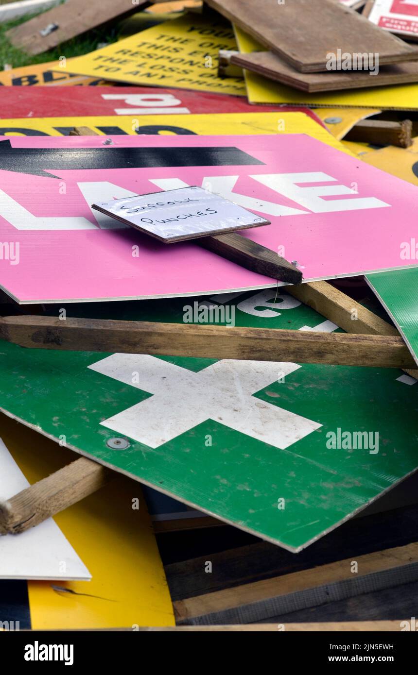 pile of disgarded signs Stock Photo - Alamy