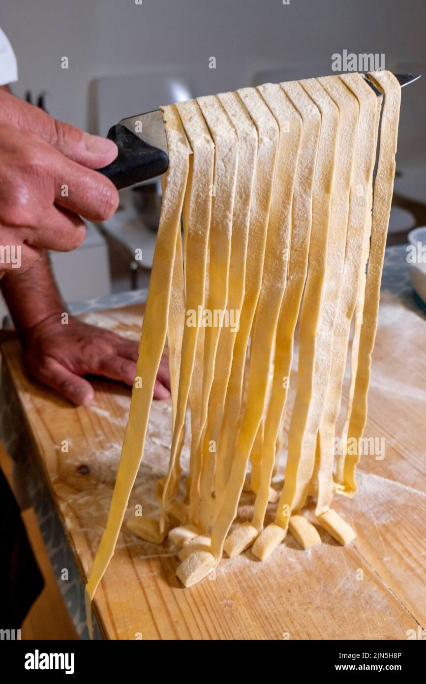 Pasta eating italy hi-res stock photography and images - Alamy