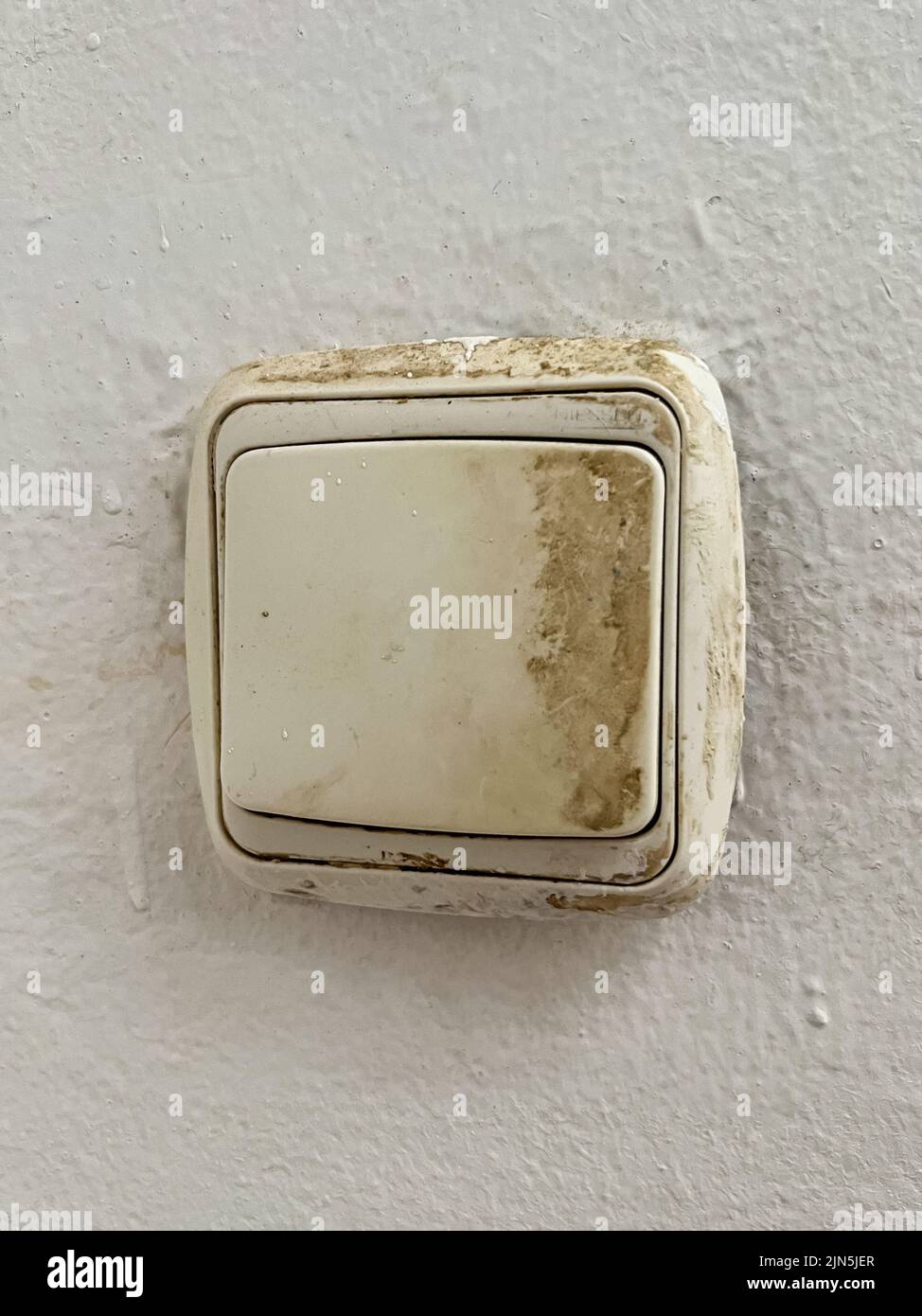 Old fashioned light switch hi-res stock photography and images - Alamy