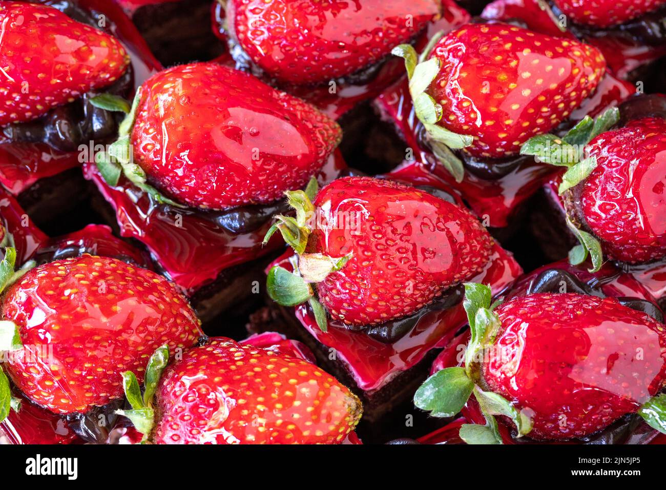 Strawberry tartlet. Small cake with strawberries fresh out of the oven ...