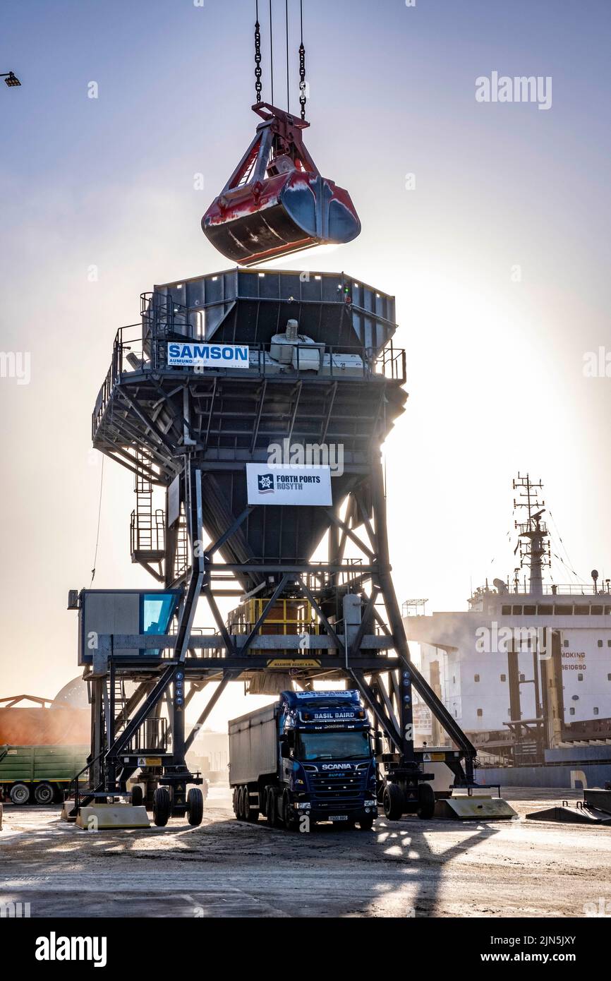 Grain hopper hi-res stock photography and images - Alamy