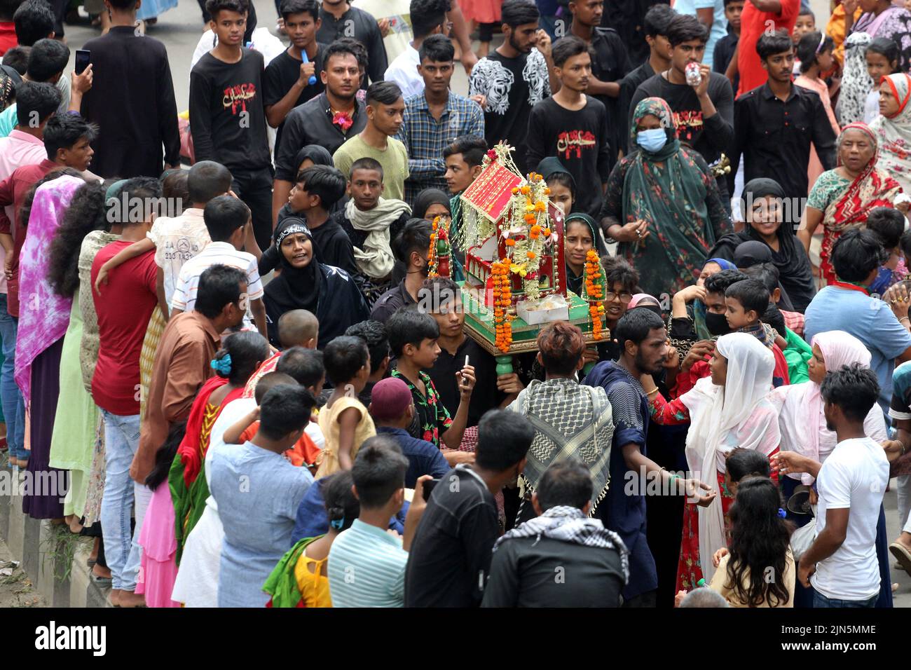 Thousands of people of the Shia community in Bangladesh have taken part ...