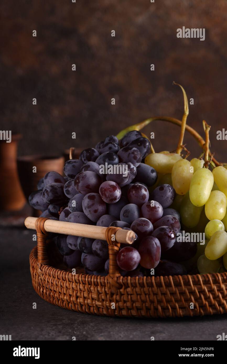 natural organic grapes rustic style Stock Photo - Alamy