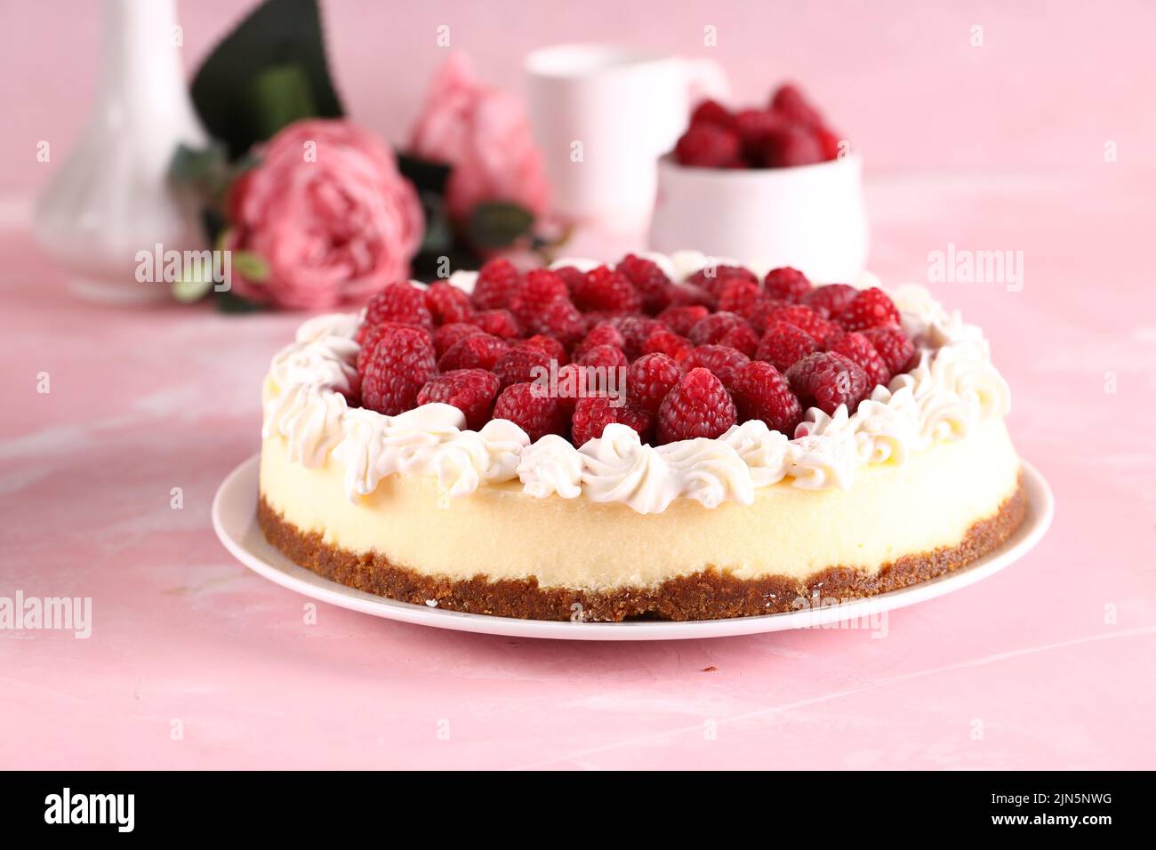 New York cheesecake with cream and fresh berries Stock Photo - Alamy