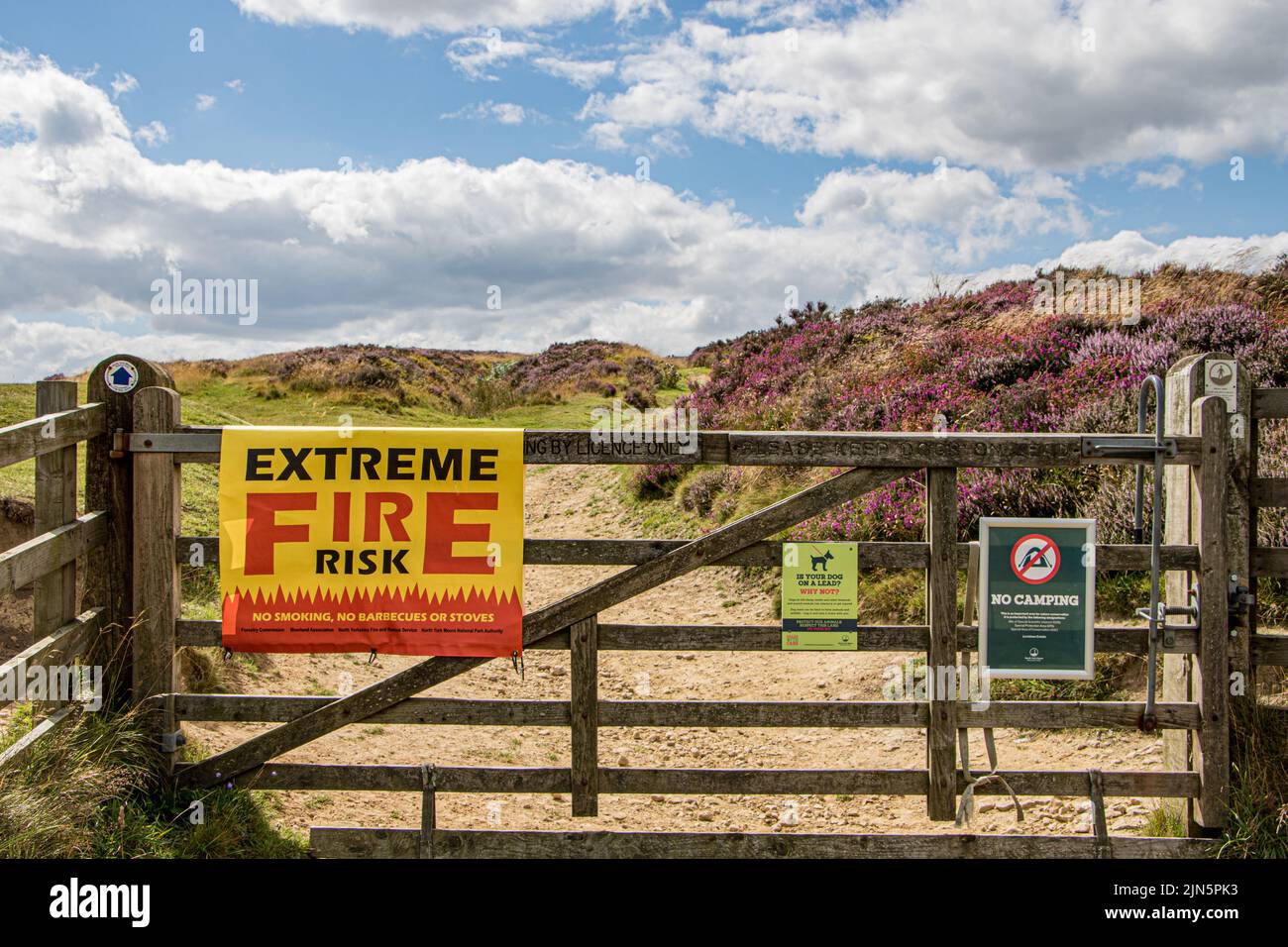 Fire risk warning sign hi-res stock photography and images - Alamy