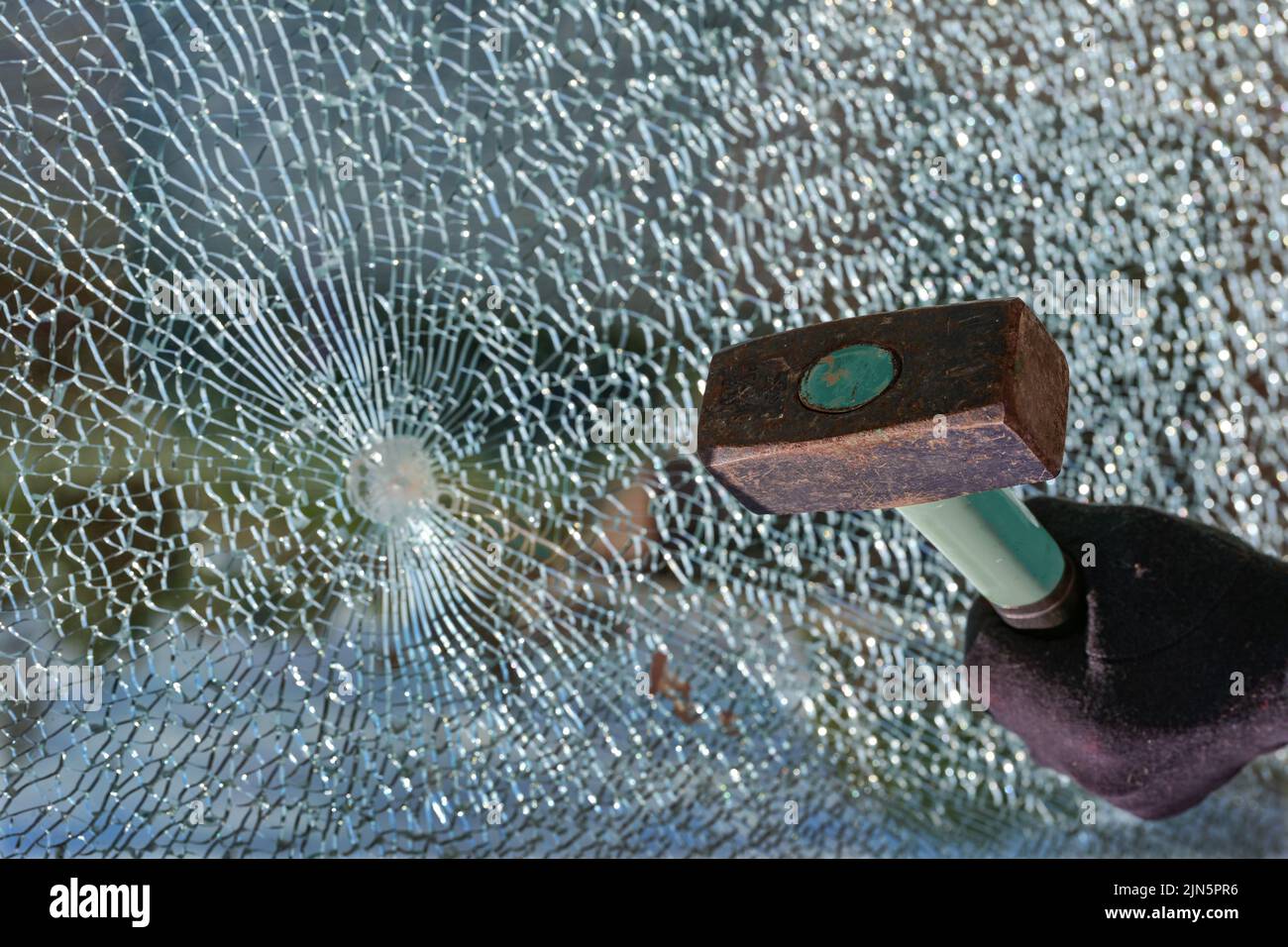 Hammer made of glass hi-res stock photography and images - Alamy
