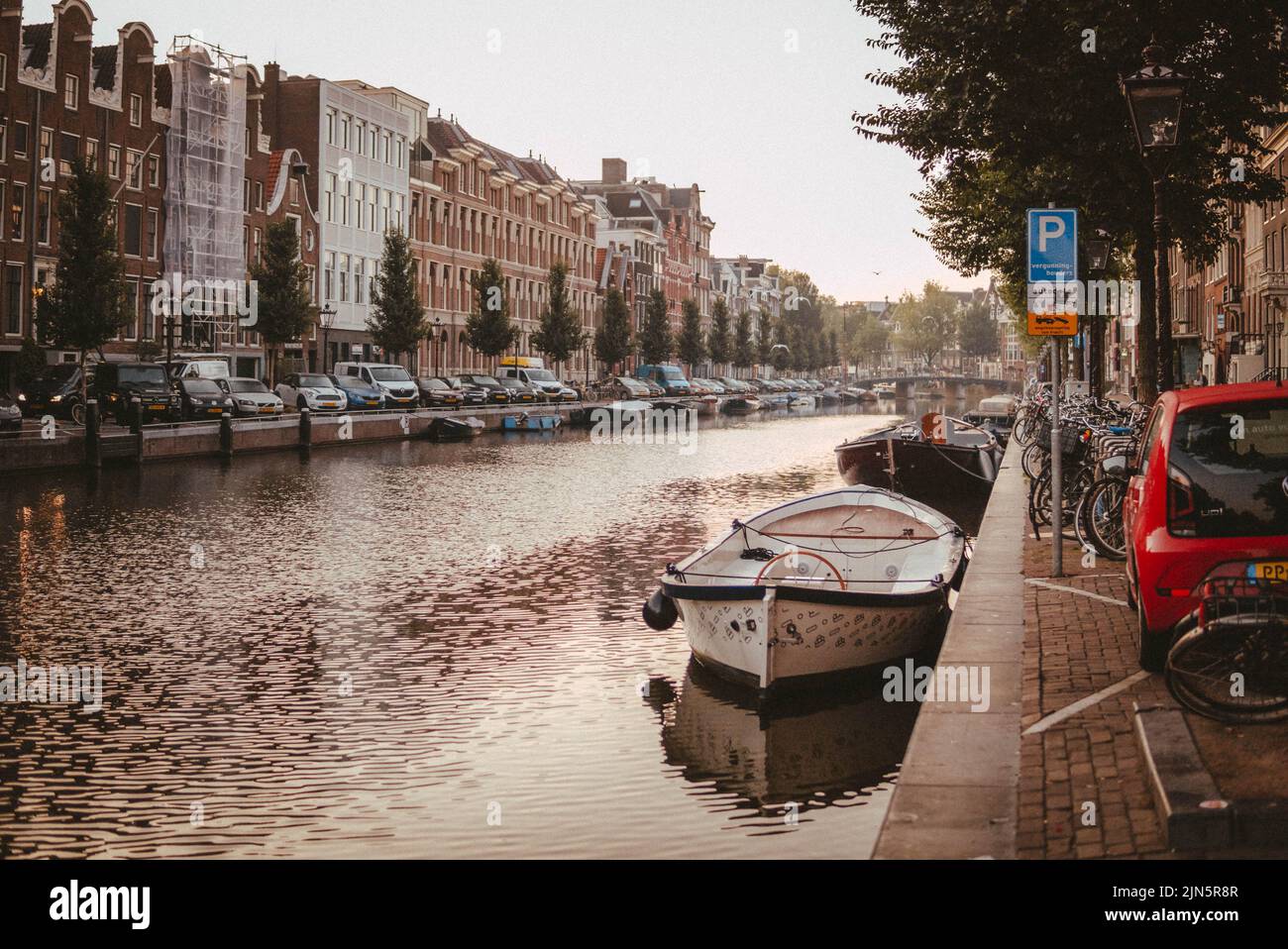 Amsterdam canal walks hi-res stock photography and images - Alamy