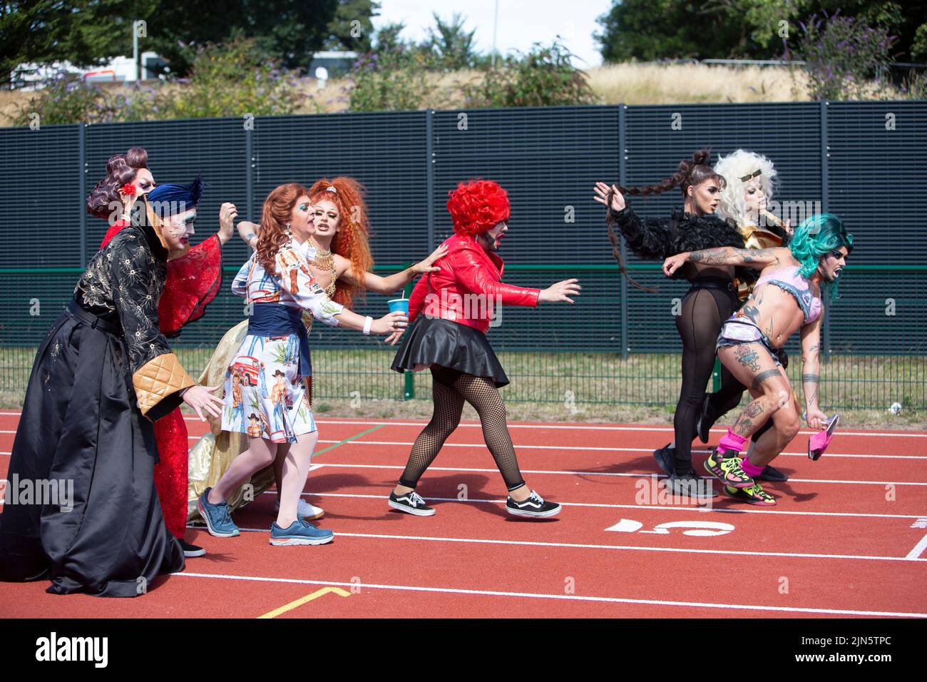 Edinburgh. Scotland, UK. 9th Aug, 2022. Ed Fringe Photocall - DRAG RACE ...