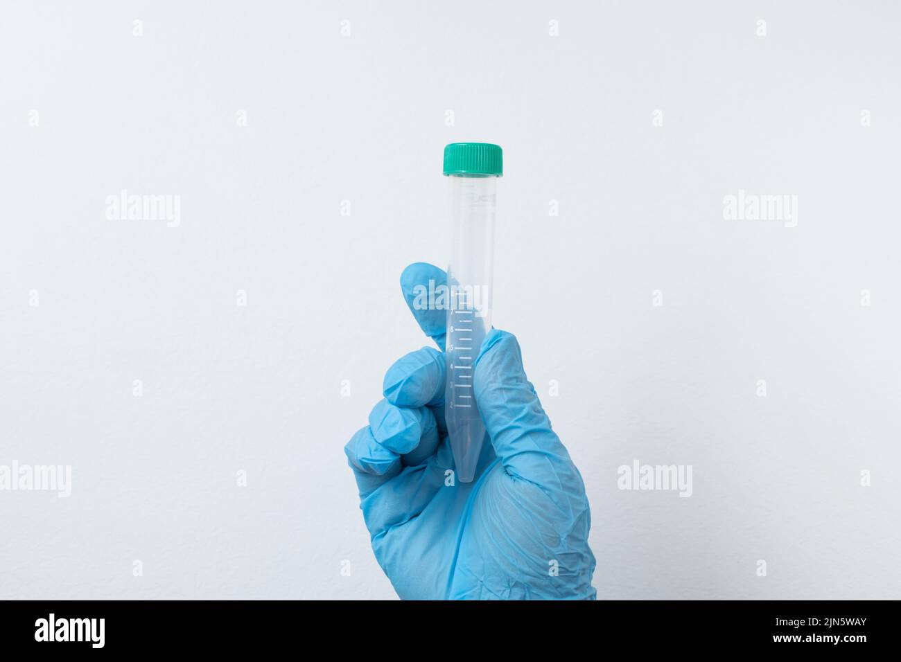 Vacutainer blood collection tube hi-res stock photography and images ...