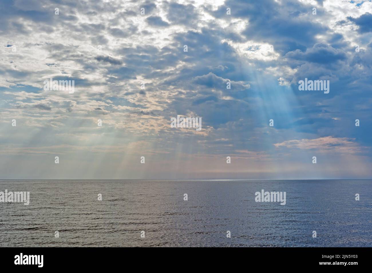 Sunny beams hi-res stock photography and images - Alamy