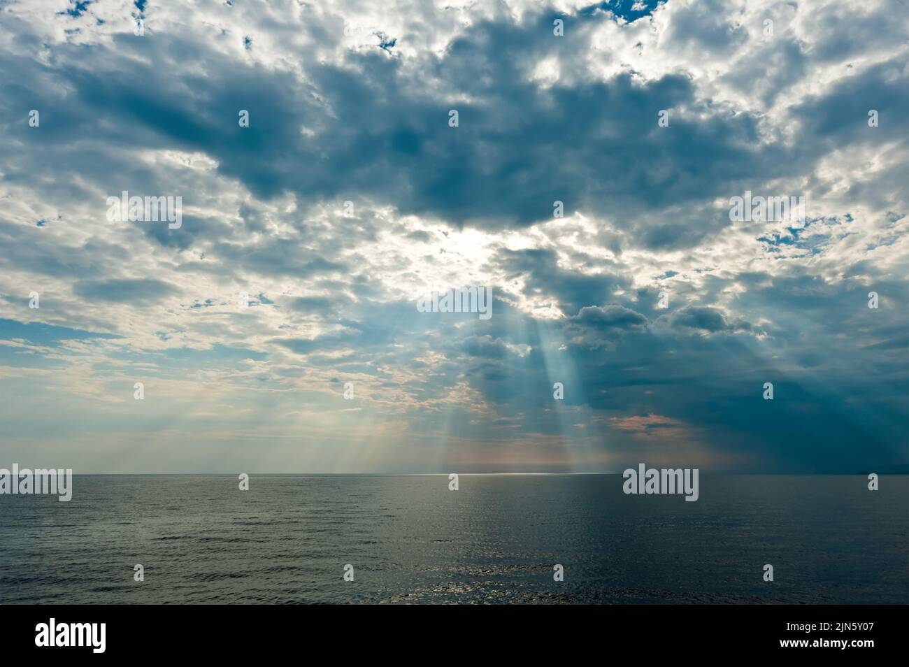 Sunny beams hi-res stock photography and images - Alamy