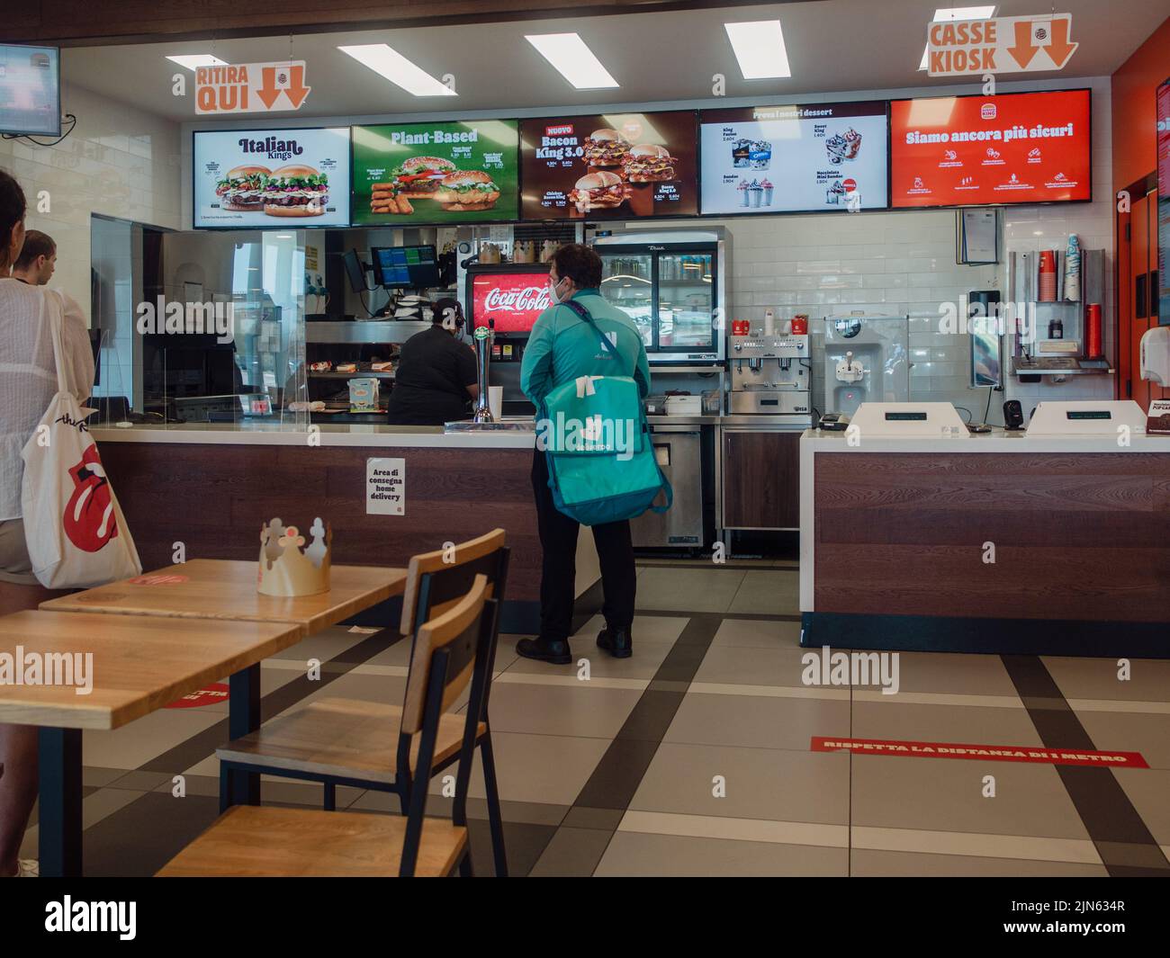 Burger king service counter hi-res stock photography and images - Alamy