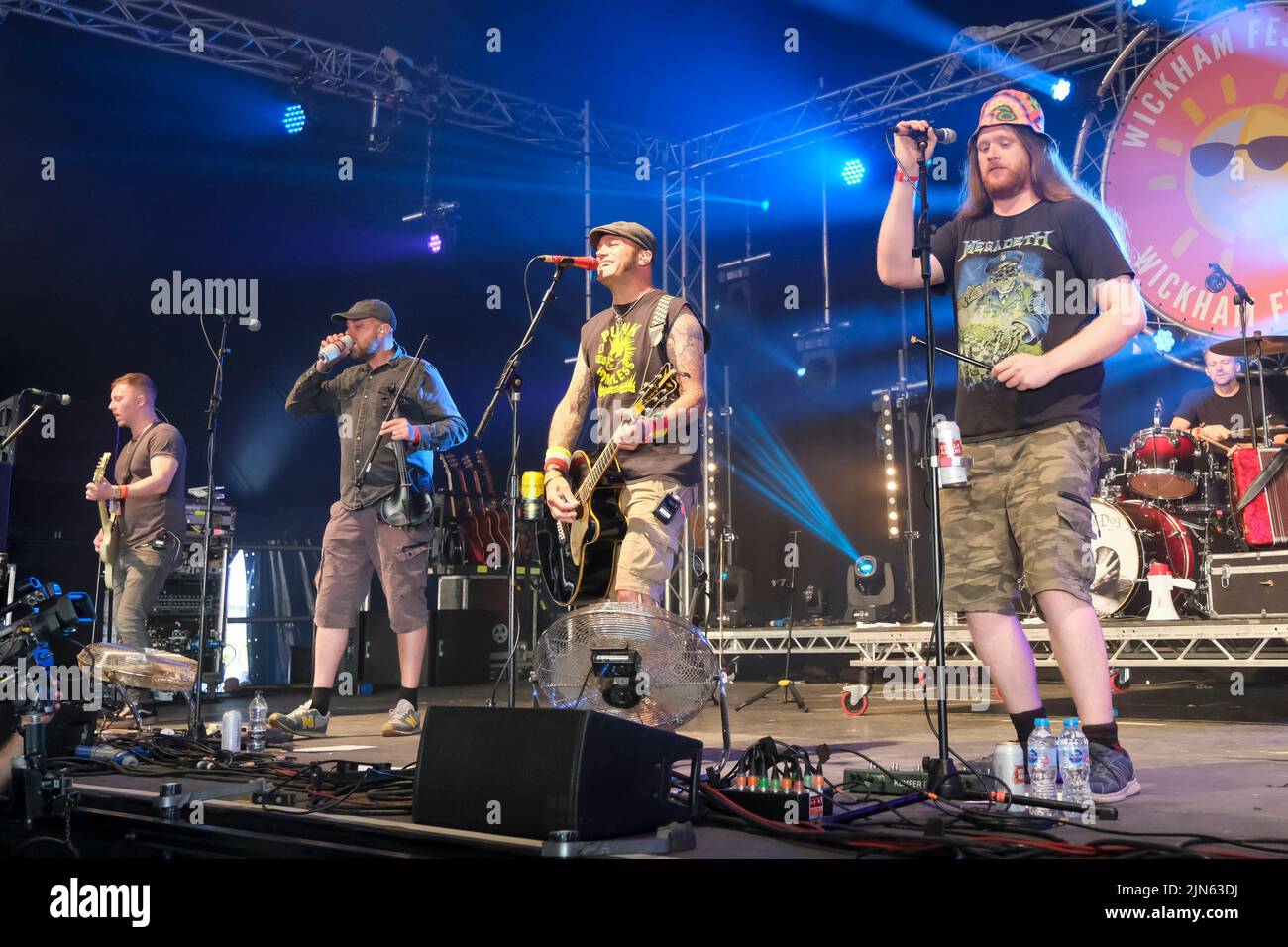 Ferocious dog band hi-res stock photography and images - Alamy