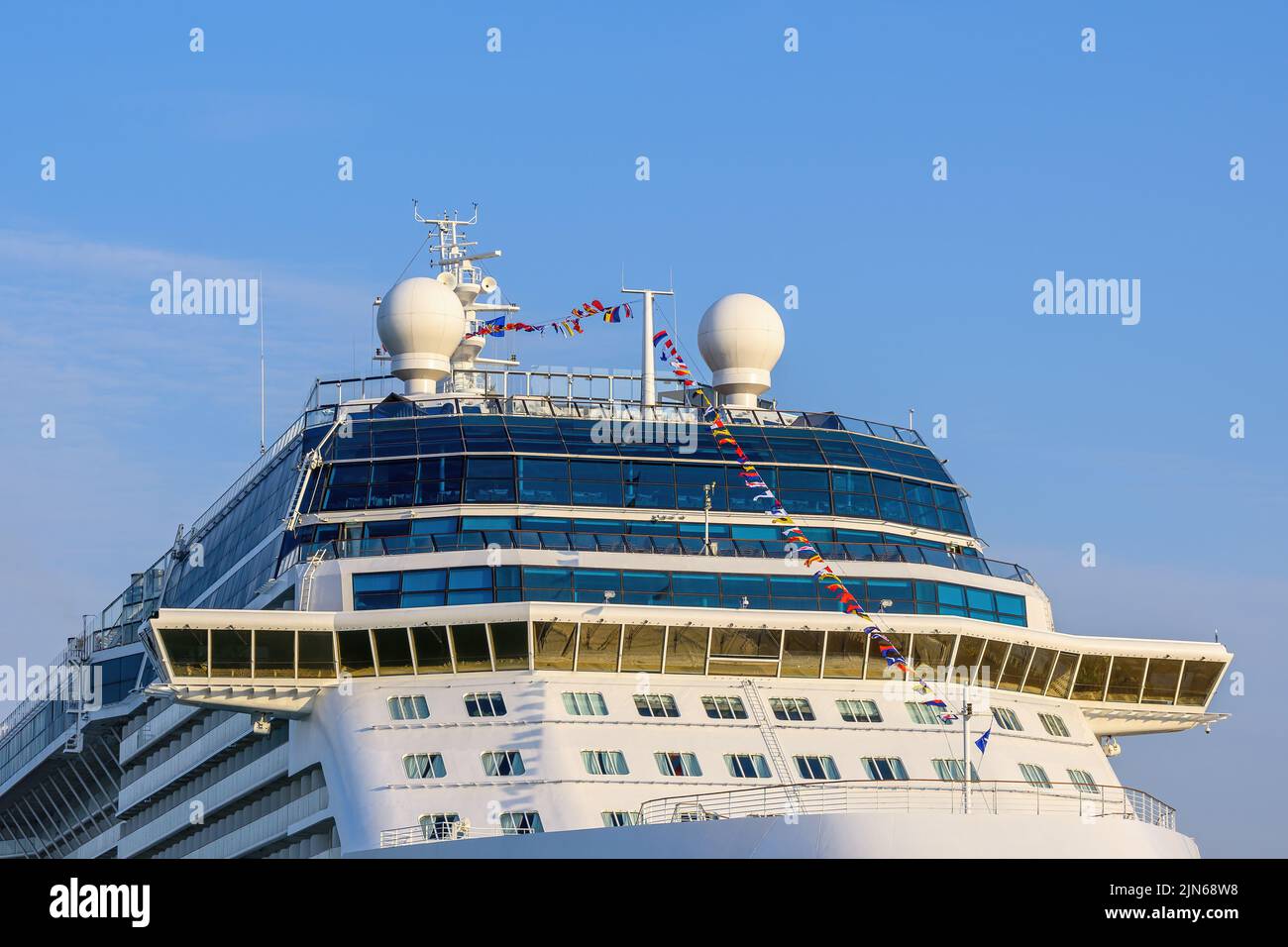 Celebrity Silhouette is an Equinox class cruise ship operated by ...