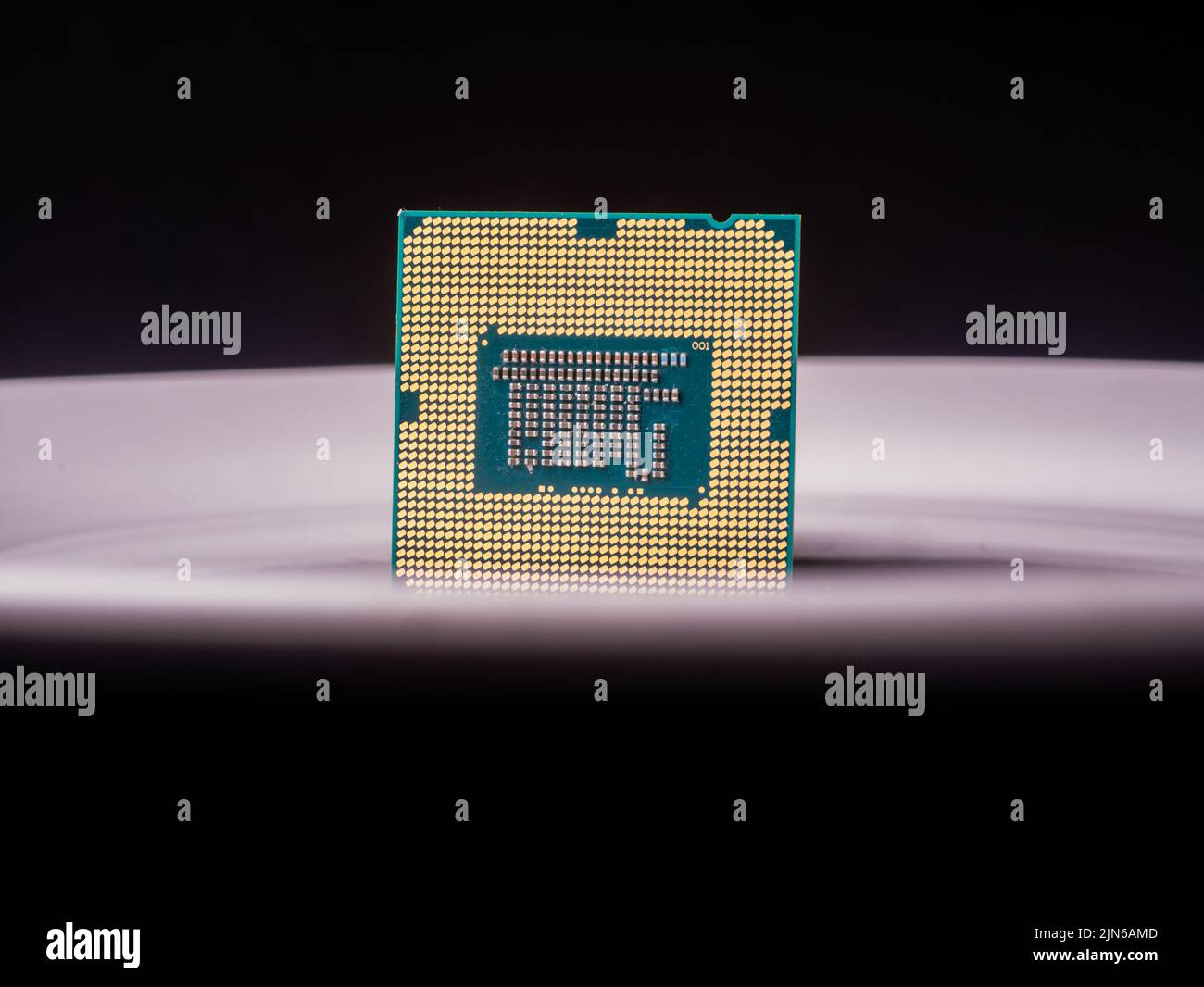 Chip supply chain hi-res stock photography and images - Alamy