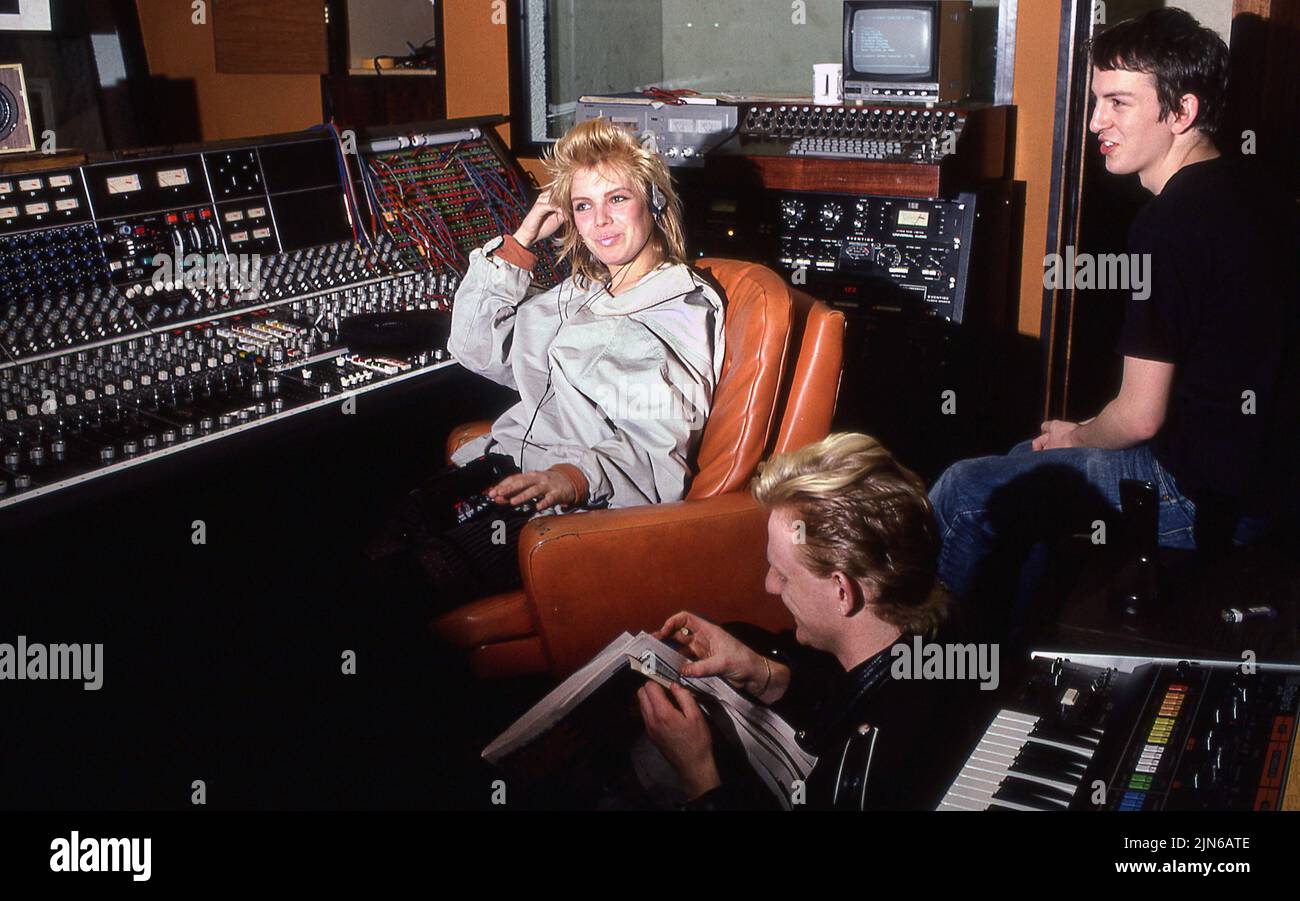 British pop diva Kim Wilde in the recording studio in London 1982 Stock ...