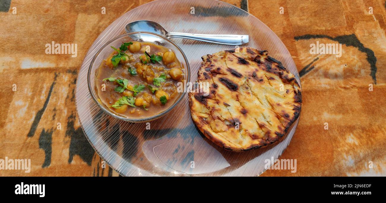 Spicy chick peas curry or Chola Masala or Chana Masala or Chole Kulche ...