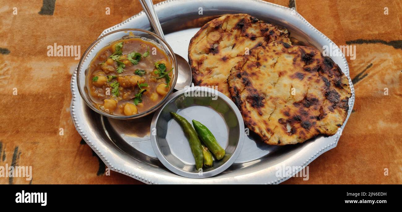 Spicy chick peas curry or Chola Masala or Chana Masala or Chole Kulche ...