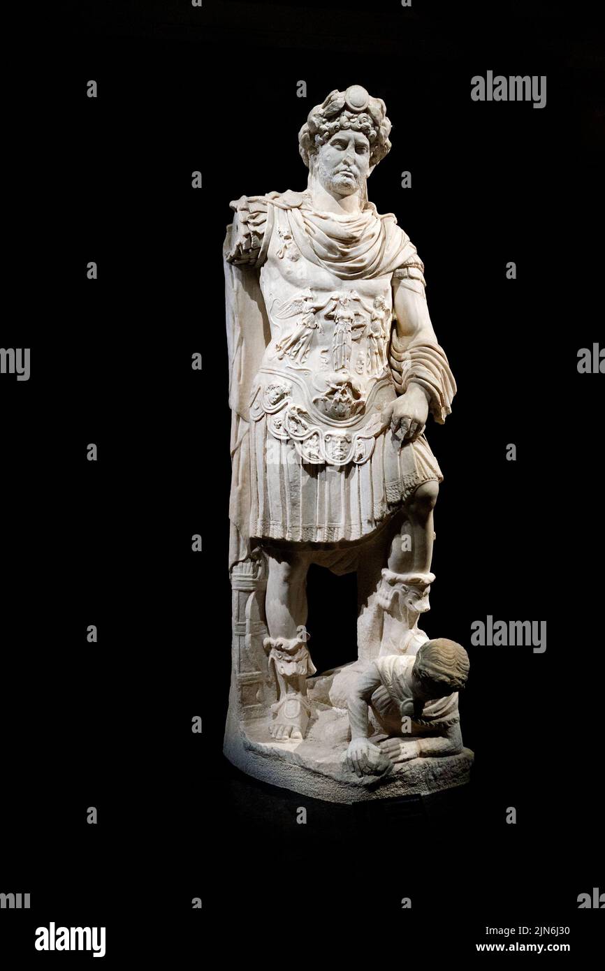 Emperor hadrian statue istanbul hi-res stock photography and images - Alamy