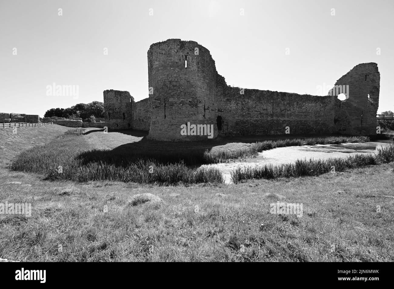 Pevensey Castle in East Sussex Stock Photo - Alamy