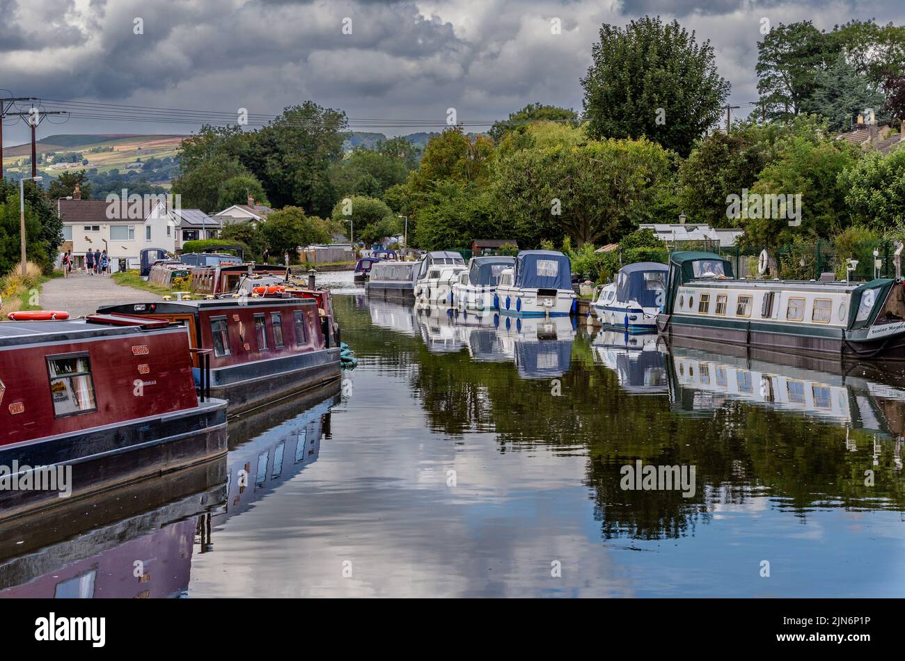 English barges hi-res stock photography and images - Alamy