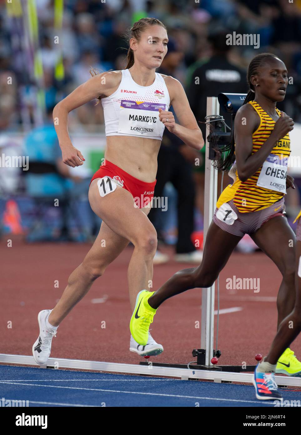 Amy-Eloise Markovc of England competing in the women’s 5000m final at ...
