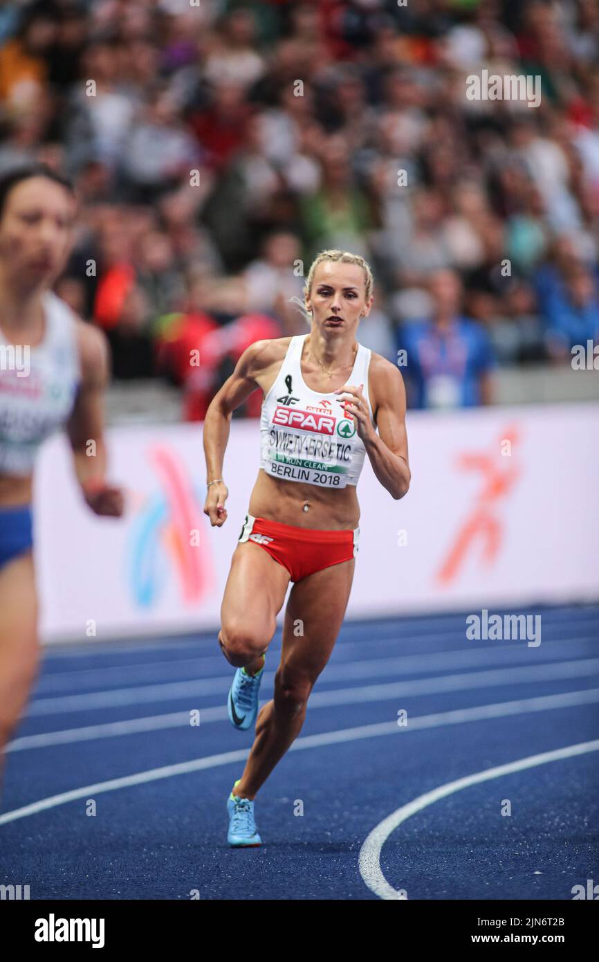 Justyna Święty-Ersetic participating in the 400 meters at the European ...