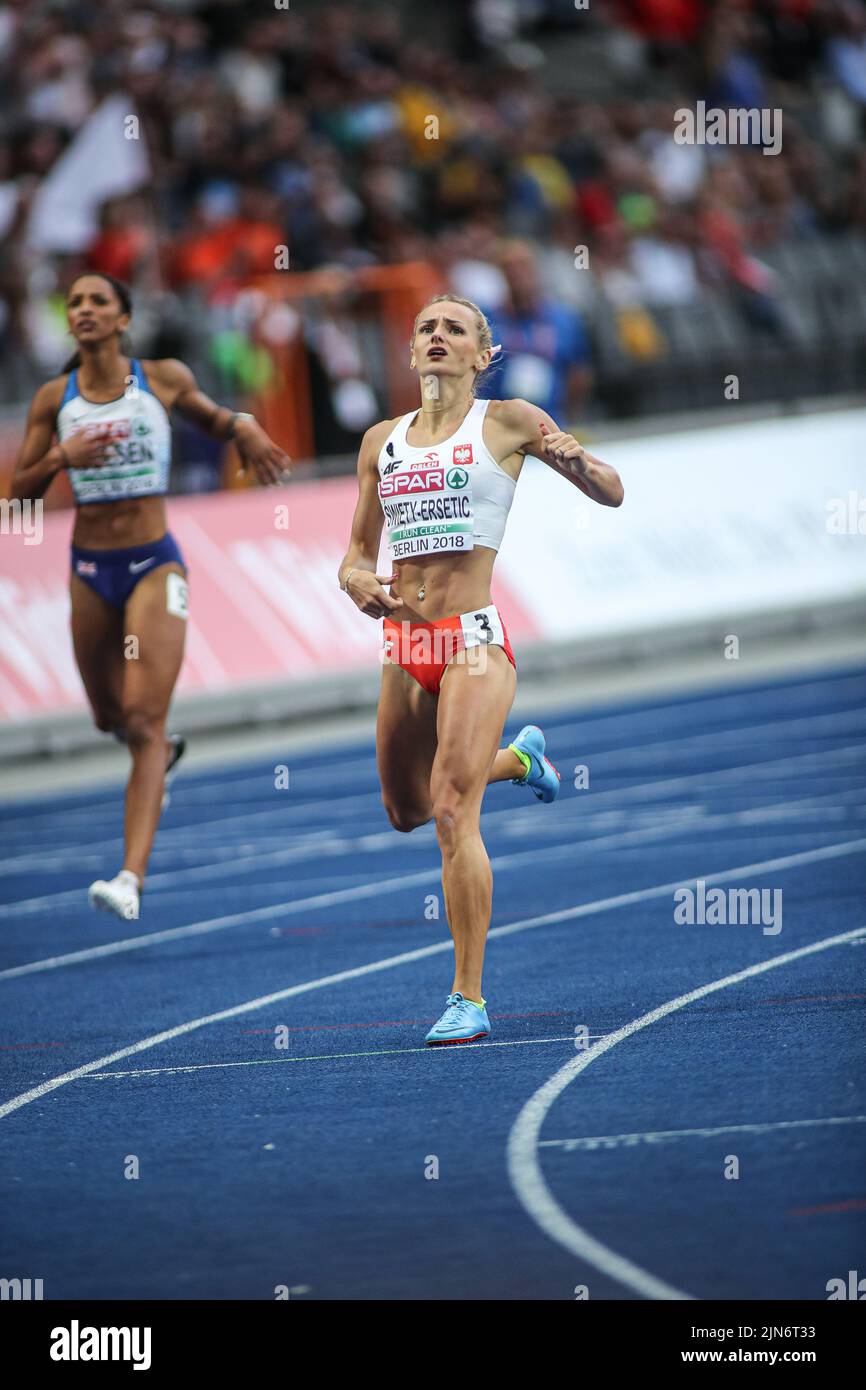 Justyna Święty-Ersetic participating in the 400 meters at the European ...
